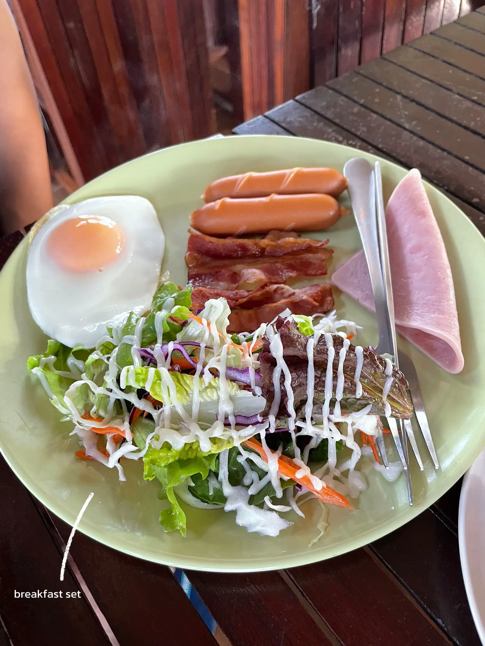 ที่พักธรรมชาติป่าละอู ประจวบ | แกลเลอรีที่โพสต์โดย aatomcus | Lemon8