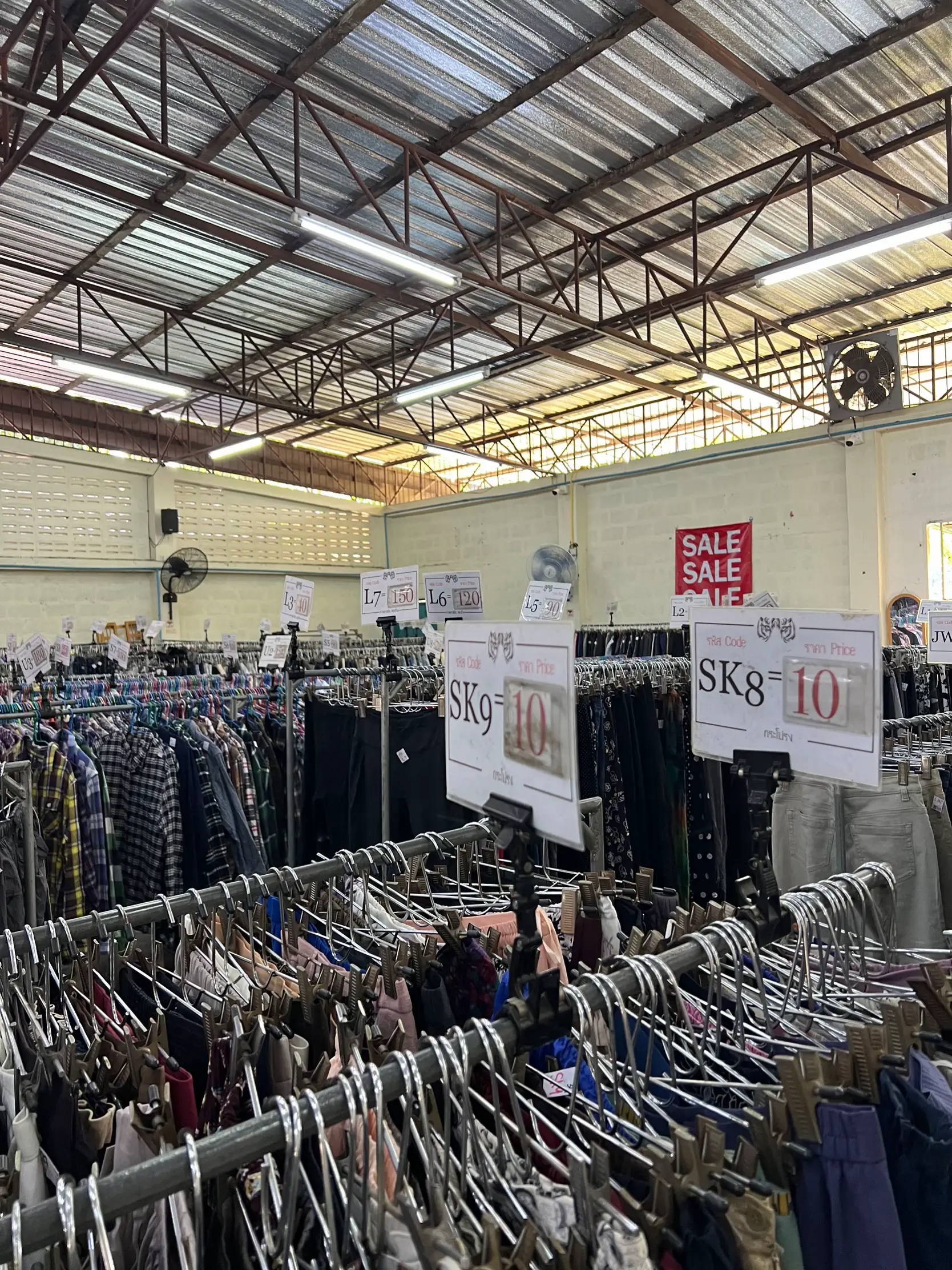 CHIANG MAI : TIGER SECOND-HAND⋆｡𖦹°‧★ | แกลเลอรีที่โพสต์โดย Flowergg | Lemon8