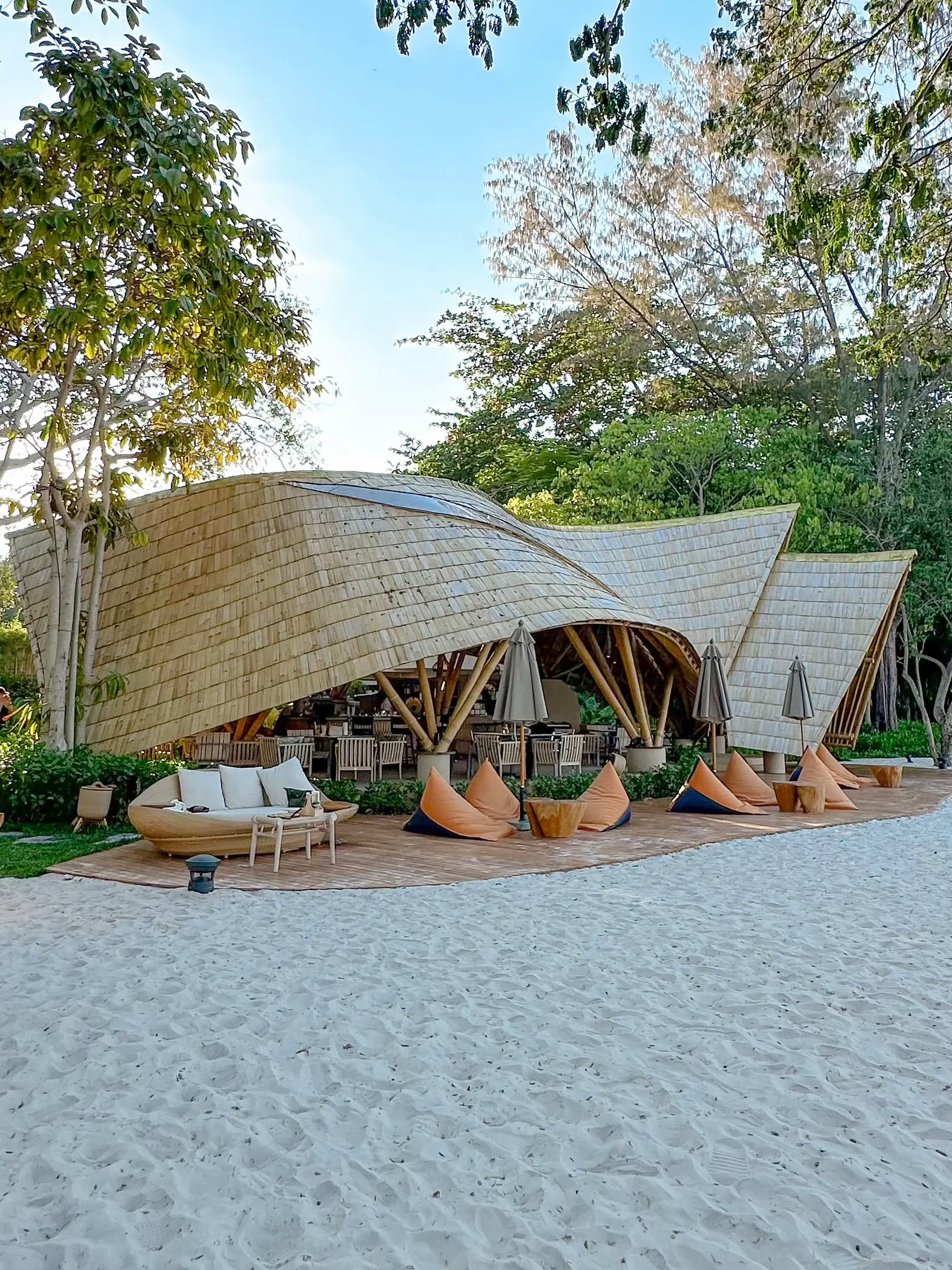 บีชคลับระยองเปิดใหม่ Bambu Beach Club | แกลเลอรีที่โพสต์โดย wanthnyrt ...