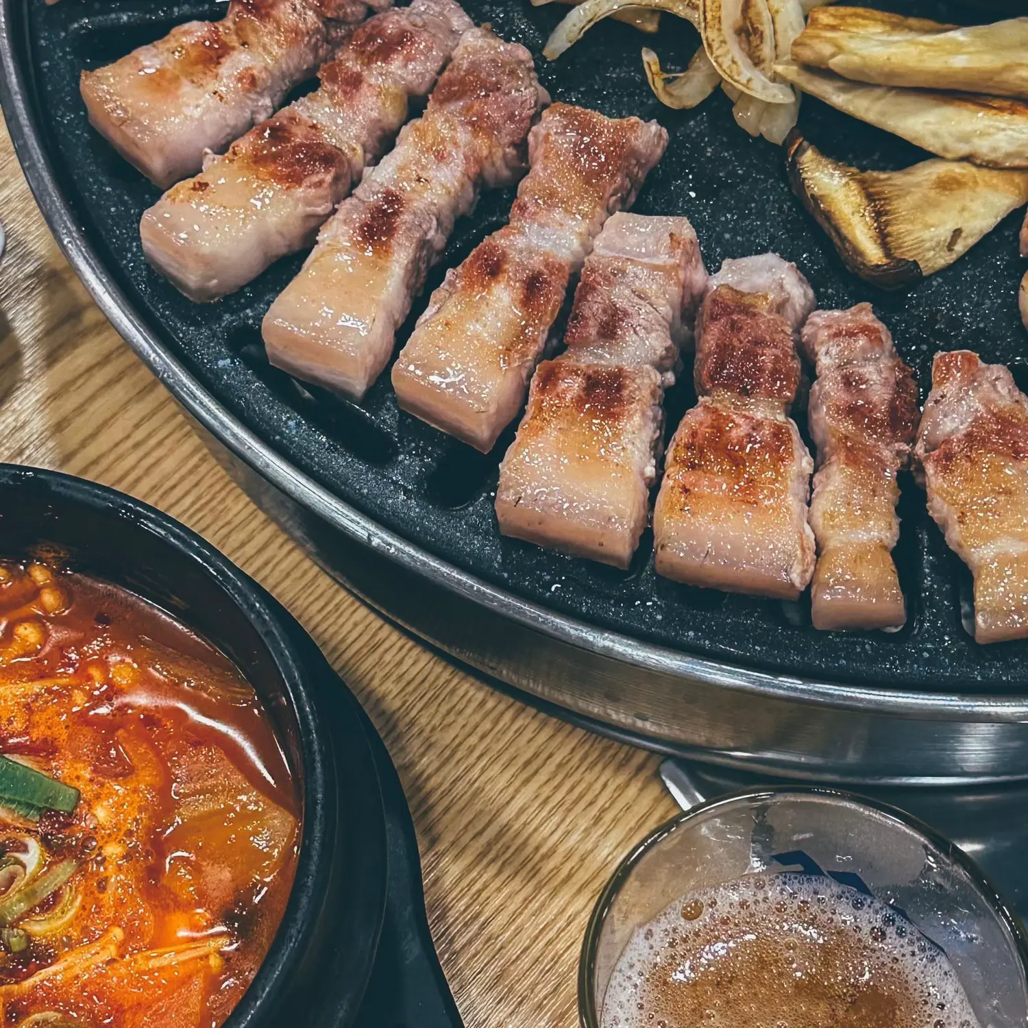 6 Hours in Jeju, Seogwipo South Korea | แกลเลอรีที่โพสต์โดย Whenwewander | Lemon8