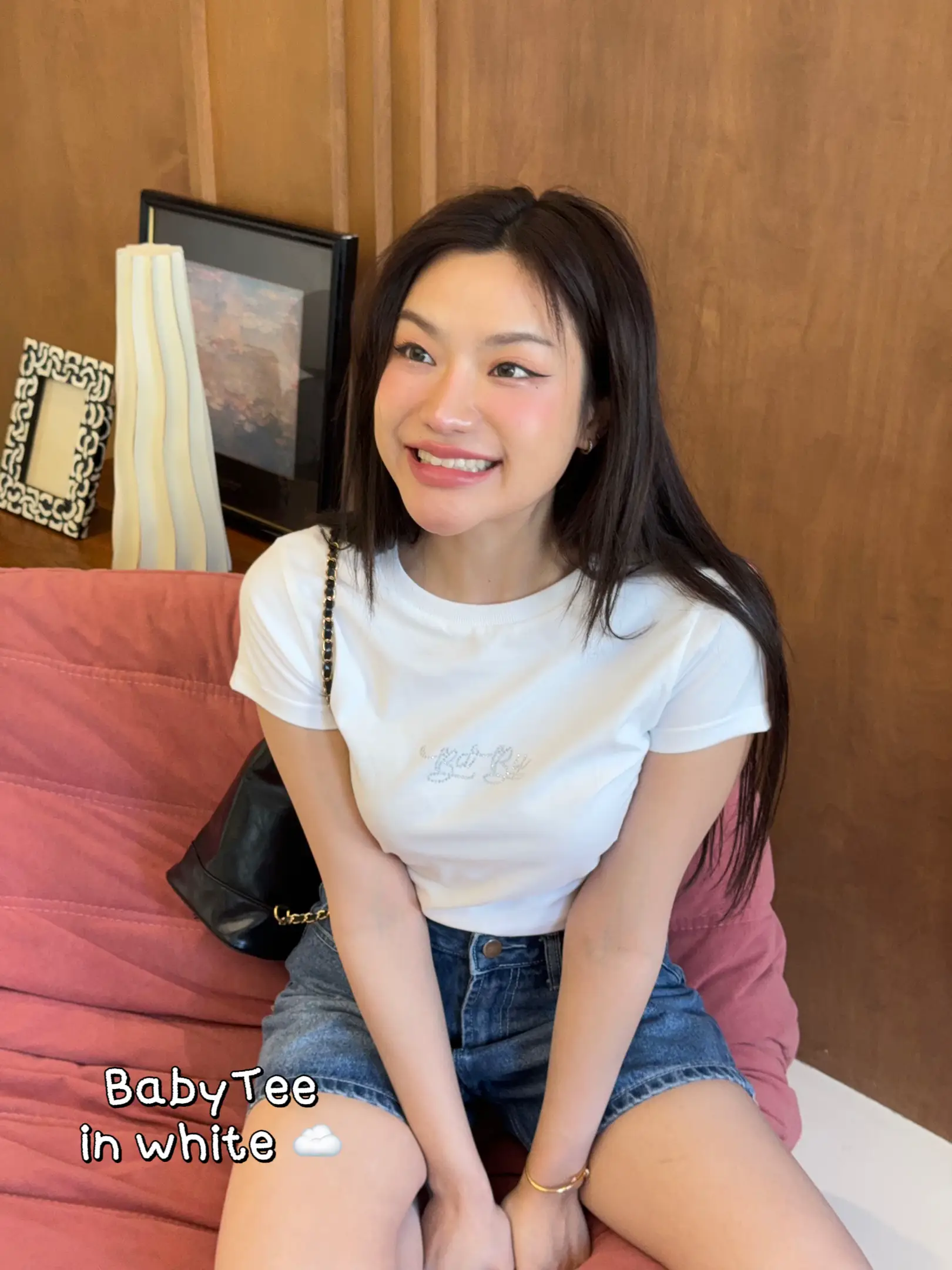 Baby Tee ใส่เสื้อทรงนี้แล้วอึดอัดจริงหรอ?! 🤔 | แกลเลอรีที่โพสต์โดย Sistersfabric | Lemon8