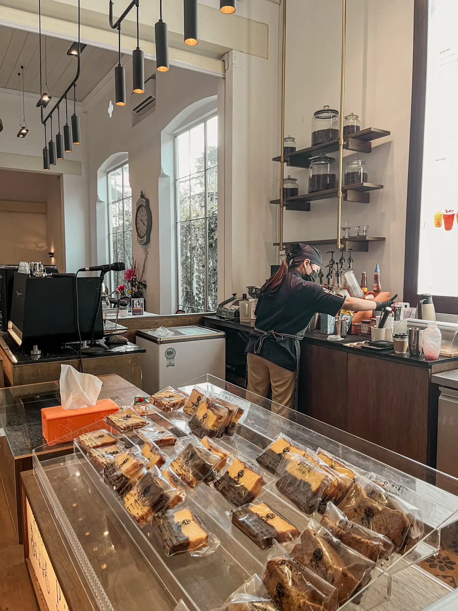 PSI Coffee & Spiku ☕️ | Galeri diposting oleh Marvey Bites | Lemon8