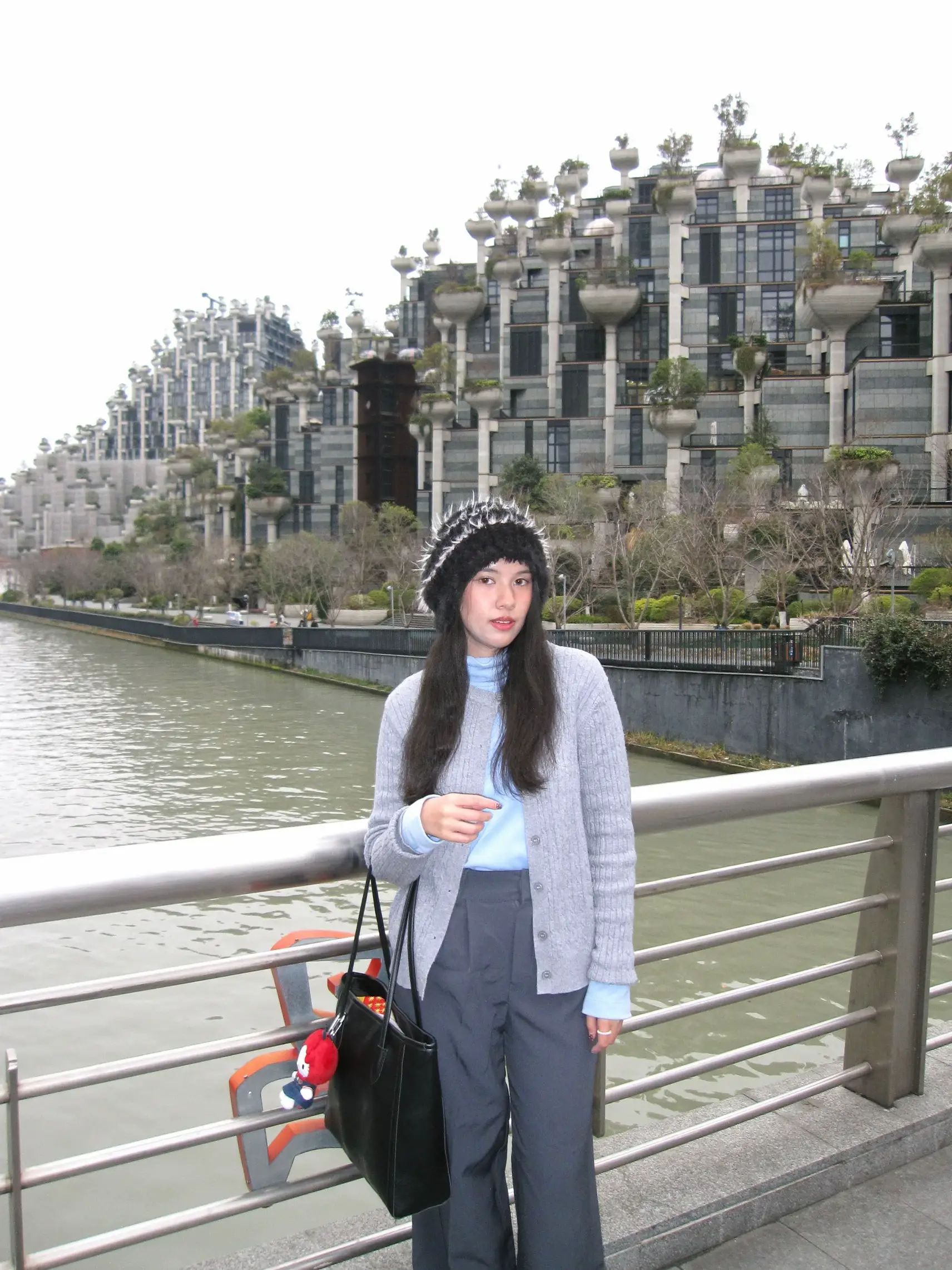 Outfit i wore in shanghai 🐰🇨🇳 | แกลเลอรีที่โพสต์โดย Crmcream | Lemon8