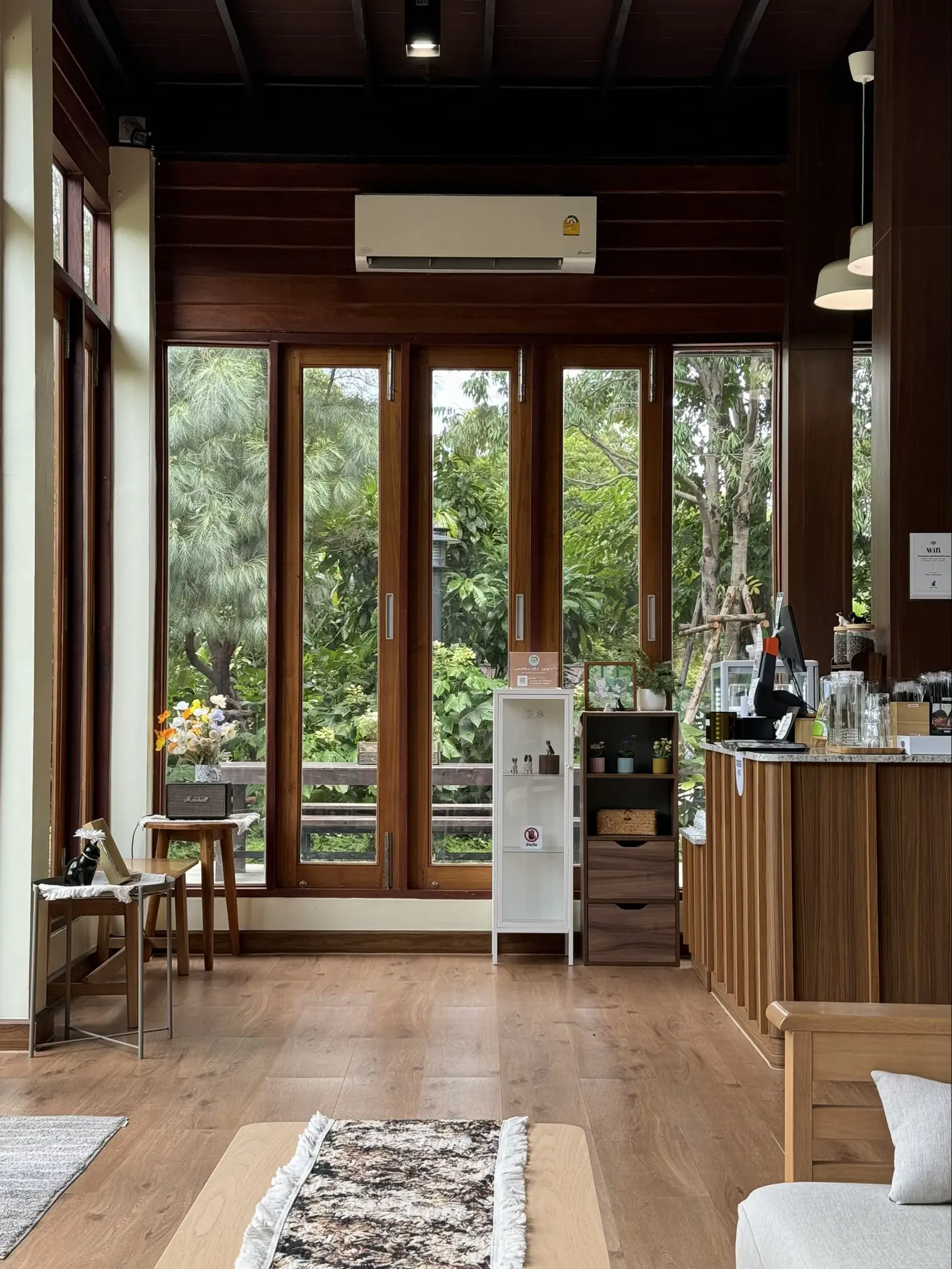 Tavy’s home cafe 🏡 คาเฟ่บ้านไม้น่ารักมากกก | แกลเลอรีที่โพสต์โดย ...