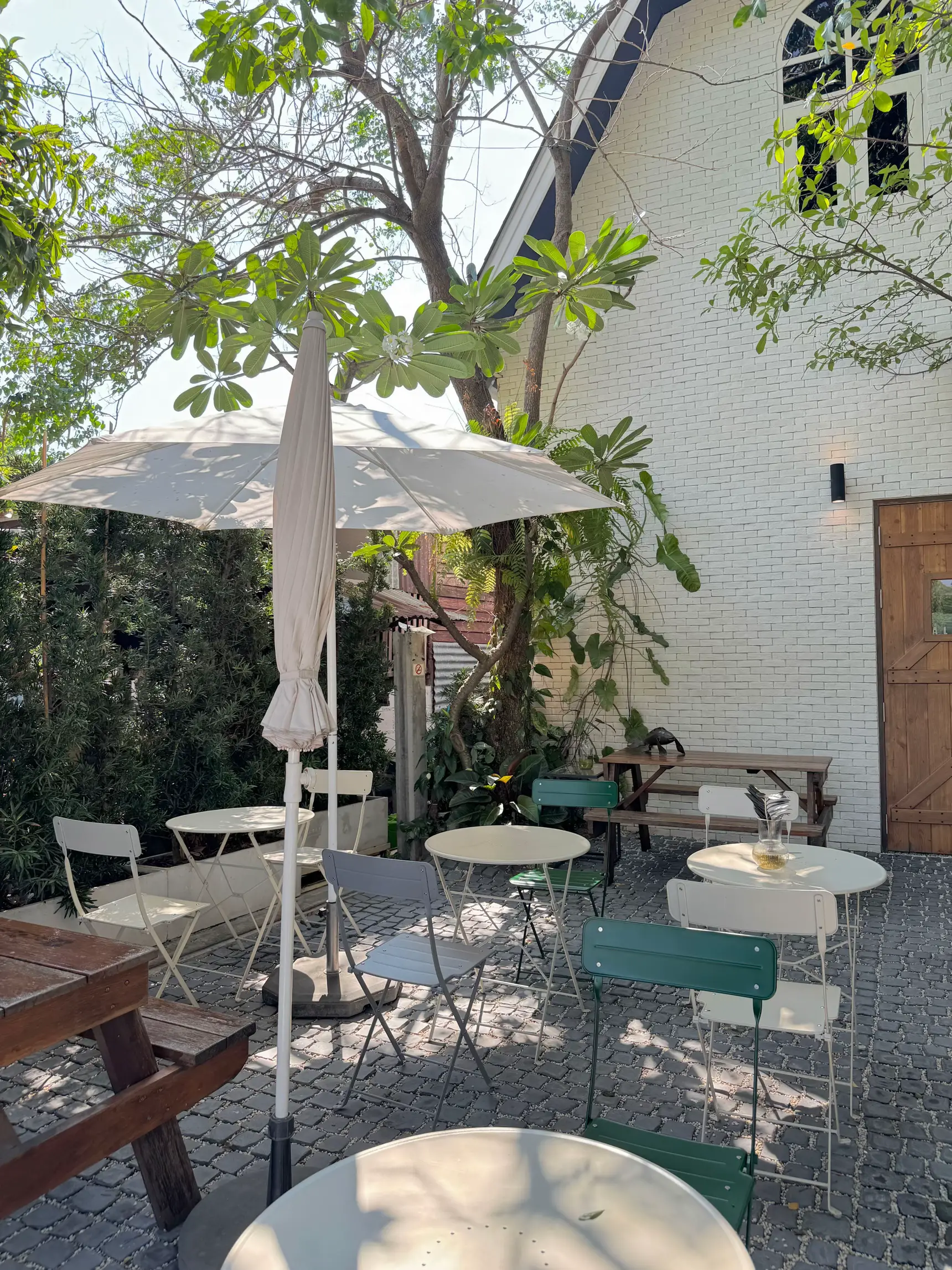 ALTITUDE CAFE บางพระ ศรีราชา | แกลเลอรีที่โพสต์โดย Kanink | Lemon8