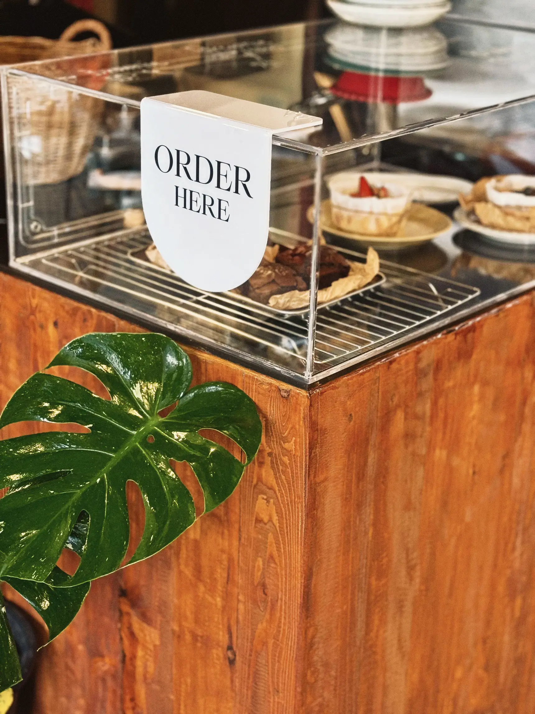 WOOD KOFT คาเฟ่เปิดใหม่เอี่ยมบางแสน ☕️ | แกลเลอรีที่โพสต์โดย พัก ไป ...