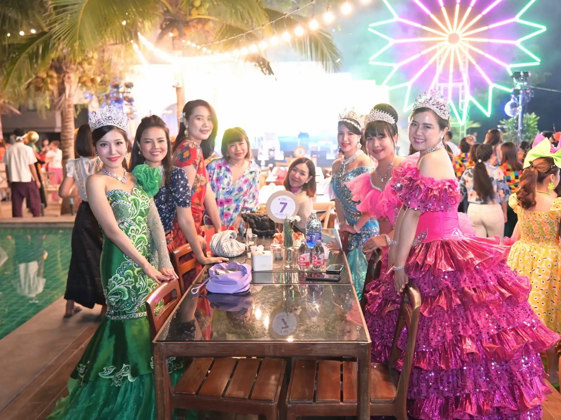 ตรีมงานวัด งานเลี้ยงบริษัท | แกลเลอรีที่โพสต์โดย PLOYJAI・ᴥ・ | Lemon8