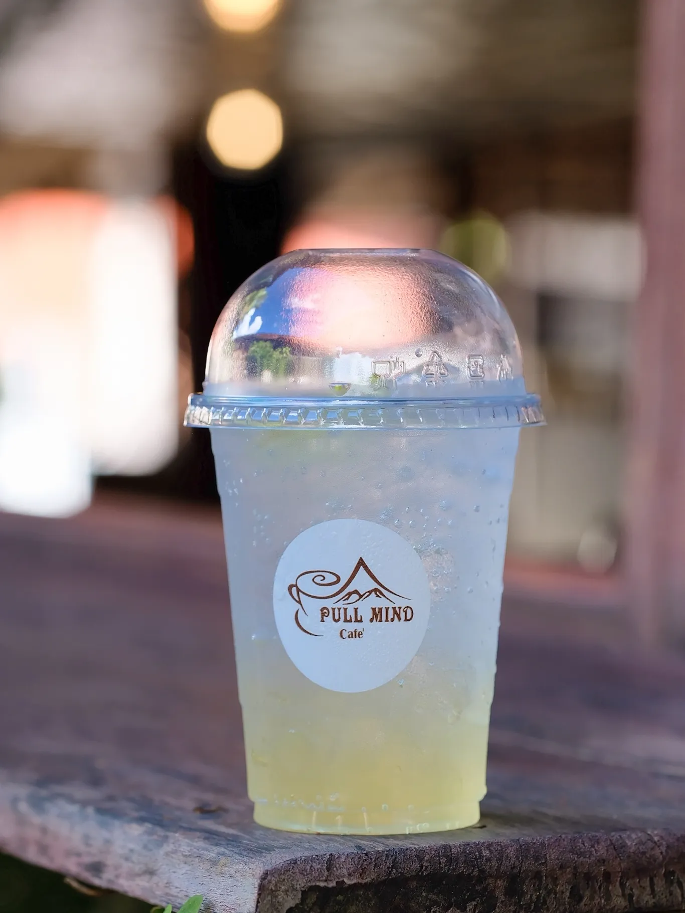 Pull Mind Cafe & Bar : Vangvieng, Laos | แกลเลอรีที่โพสต์โดย Sea Chan ...