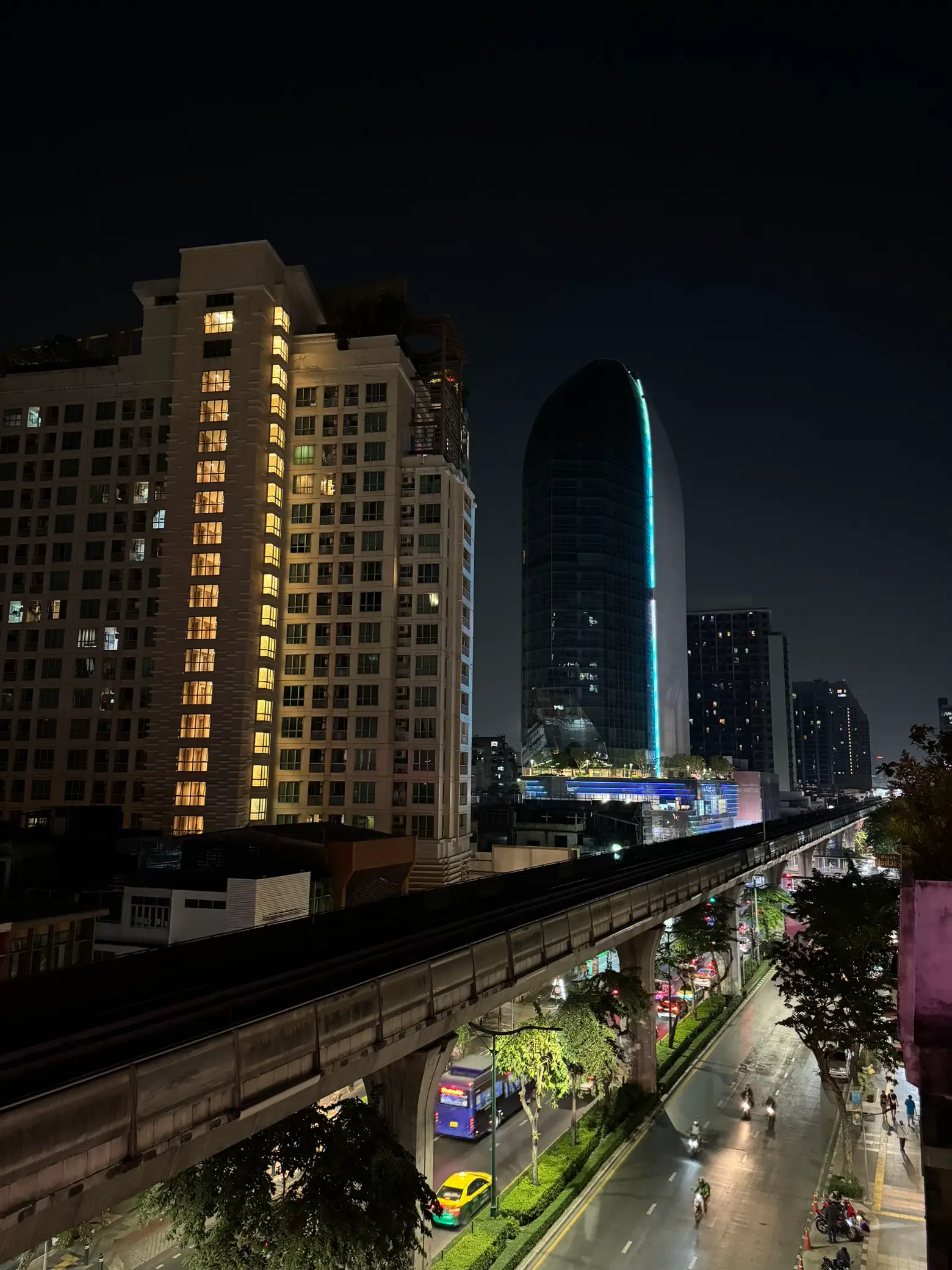 Maji bar rooftop ฟีลญี่ปุ่นใกล้BTSสะพานควาย | แกลเลอรีที่โพสต์โดย Saichill | Lemon8