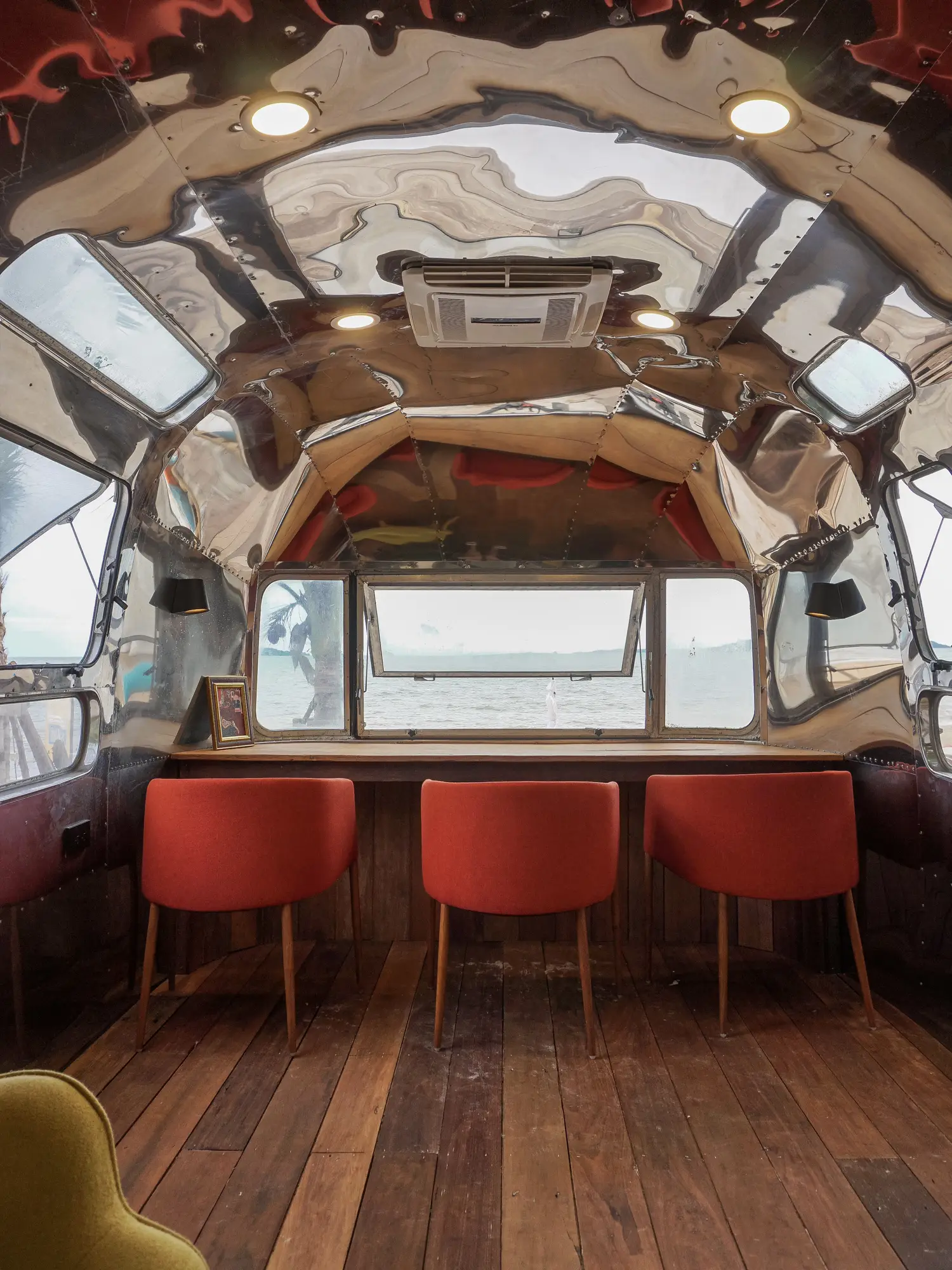 คาเฟ่เปิดใหม่ She Sails Cafe & Beach Club | แกลเลอรีที่โพสต์โดย ...