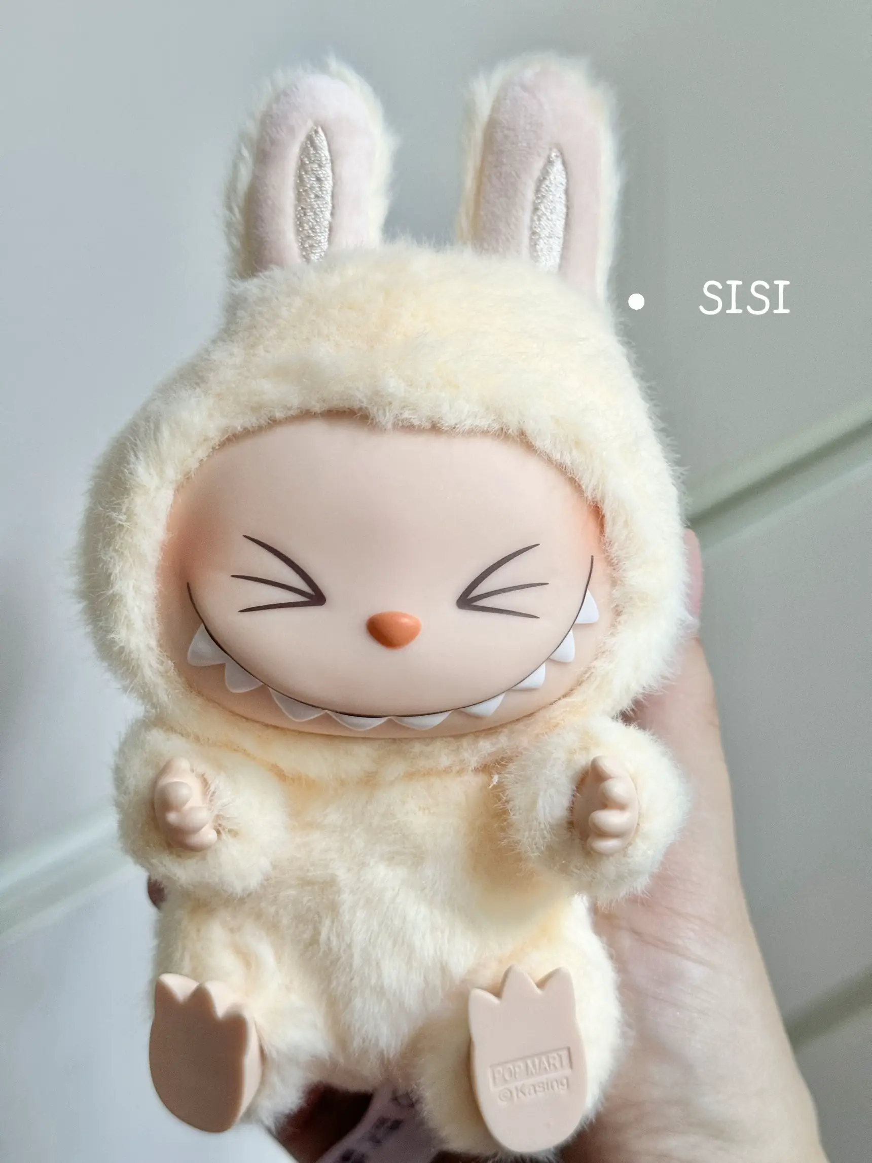 Labubu v.2 Have a seat | แกลเลอรีที่โพสต์โดย ᴮᵁᴺᴰʸ ツ | Lemon8