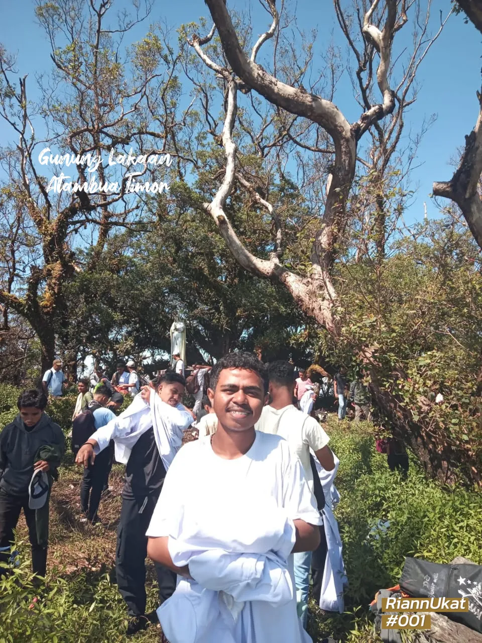 Gunung Lakaan - 1600 mdpl | Galeri diposting oleh Riann Ukat | Lemon8