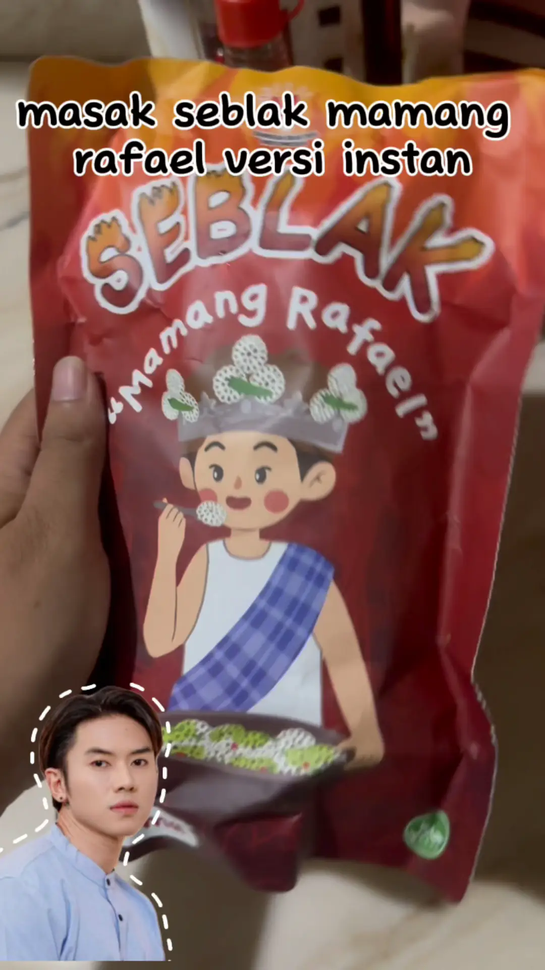 mamang rafael keluarin seblak versi instan 🥰 | Video dipublikasikan oleh Khals | Lemon8