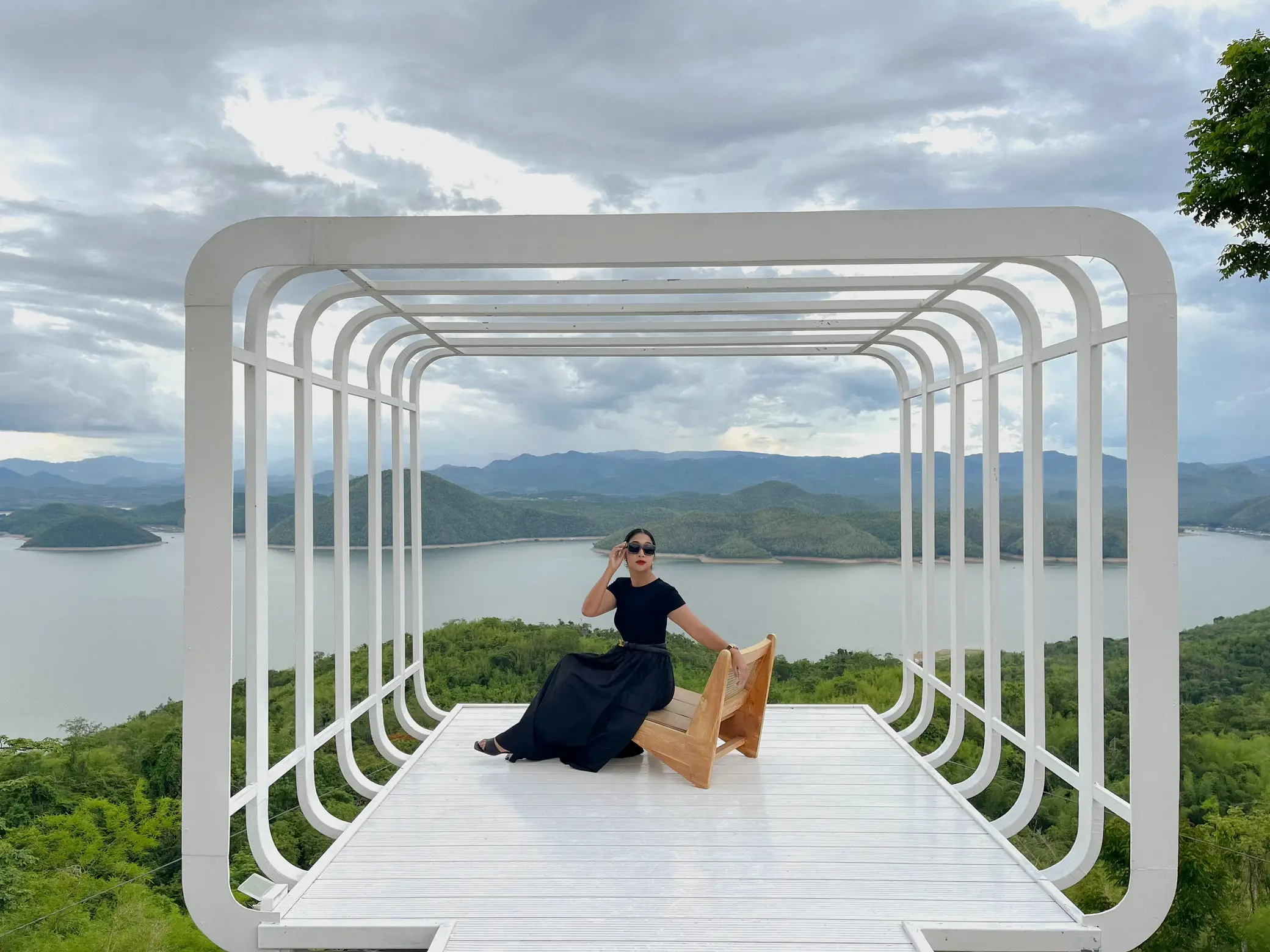 ไร่รักษ์ฟ้า • กาญจบุรี 🏕️ | แกลเลอรีที่โพสต์โดย GLUAY.PING | Lemon8