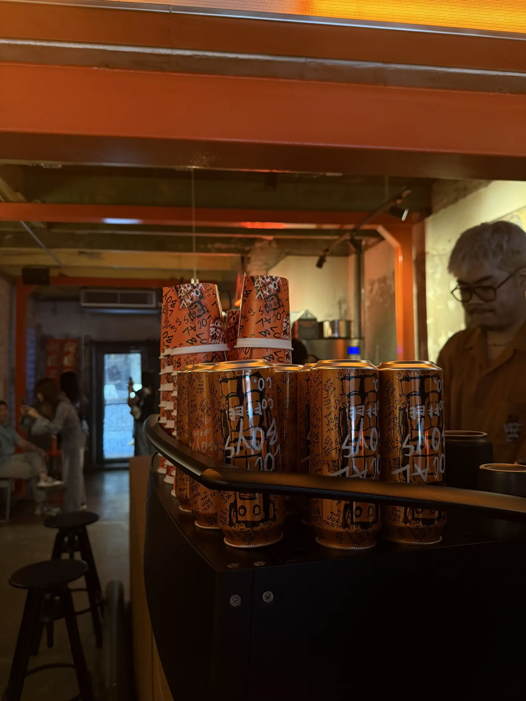 Local boys coffee คาเฟ่สุดคูลย่านทรงวาด📍 | แกลเลอรีที่โพสต์โดย Khunnut ...