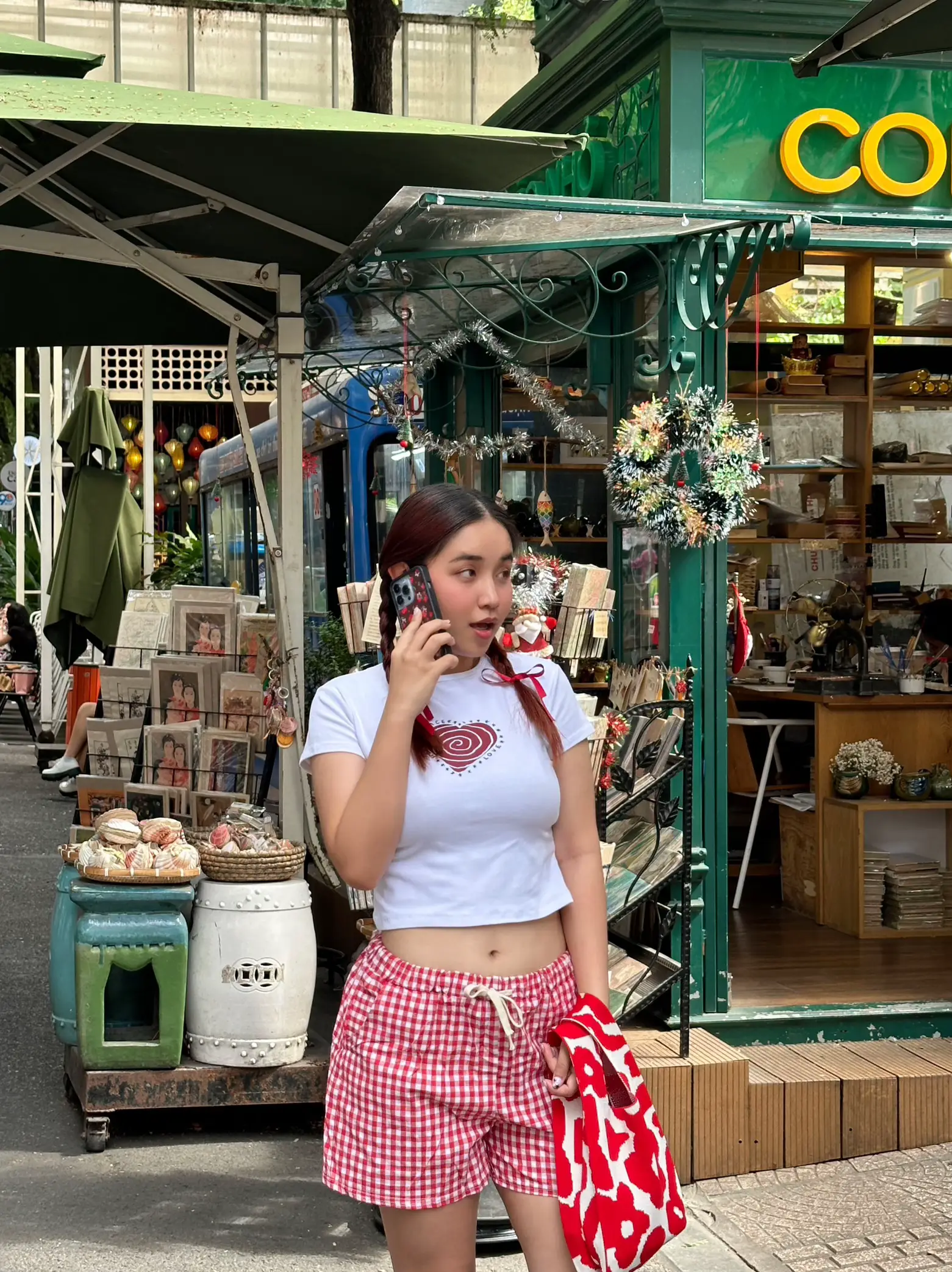 Book Street Ho Chi Minh 🇻🇳 | แกลเลอรีที่โพสต์โดย Pprincesnita | Lemon8