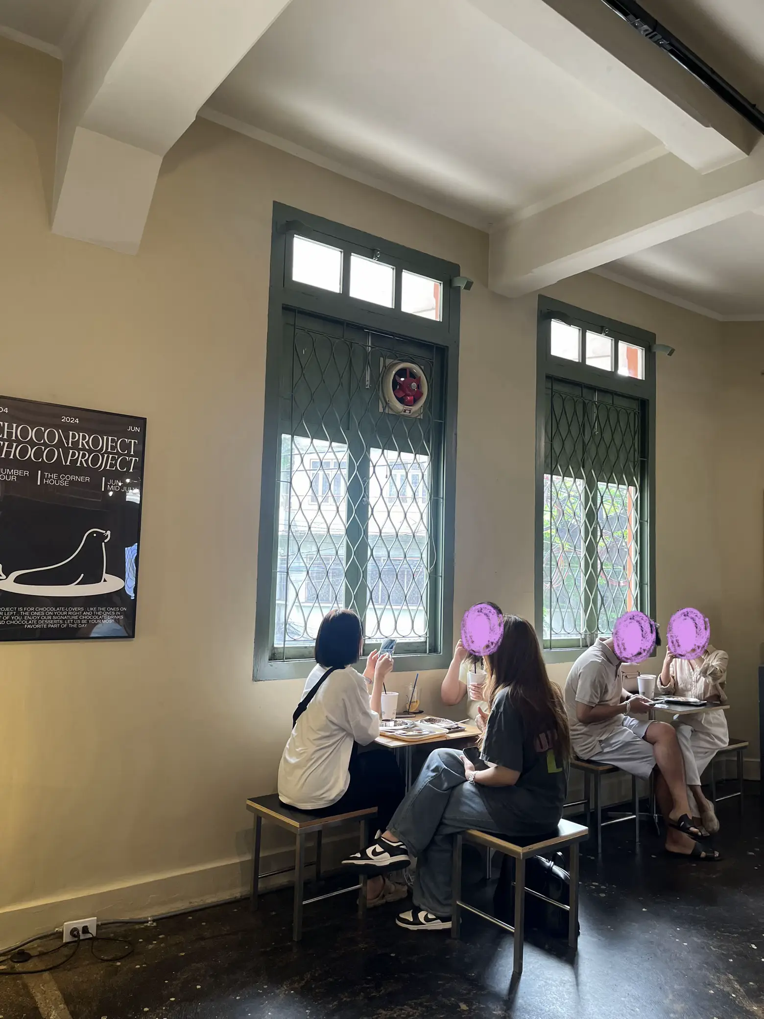 Choco Project 🥤คาเฟ่ช็อกโกแลตเข้มข้น พิกัดใหม่ย่านเจริญกรุง | แกลเลอรีที่โพสต์โดย Nn | Lemon8