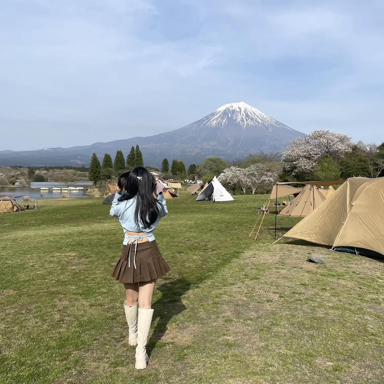 แคมป์ปิ้ง ลับๆ วิวฟูจิ | แกลเลอรีที่โพสต์โดย rawee.roooom | Lemon8