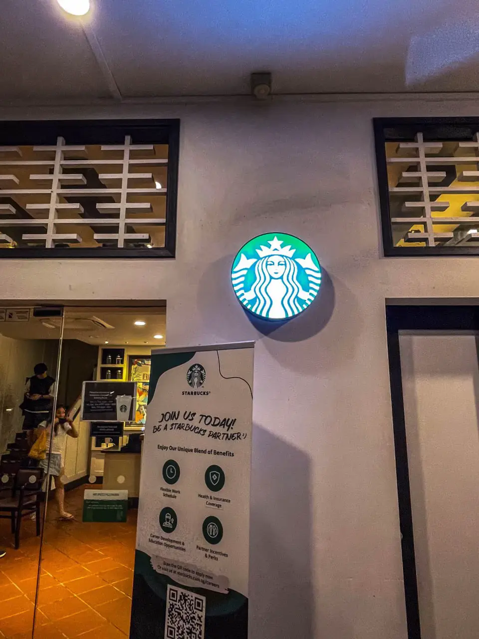 🇸🇬Most Beautiful Starbucks in SG ☕️Time to Chillax! | Gallery posted by Wanderers | Lemon8
