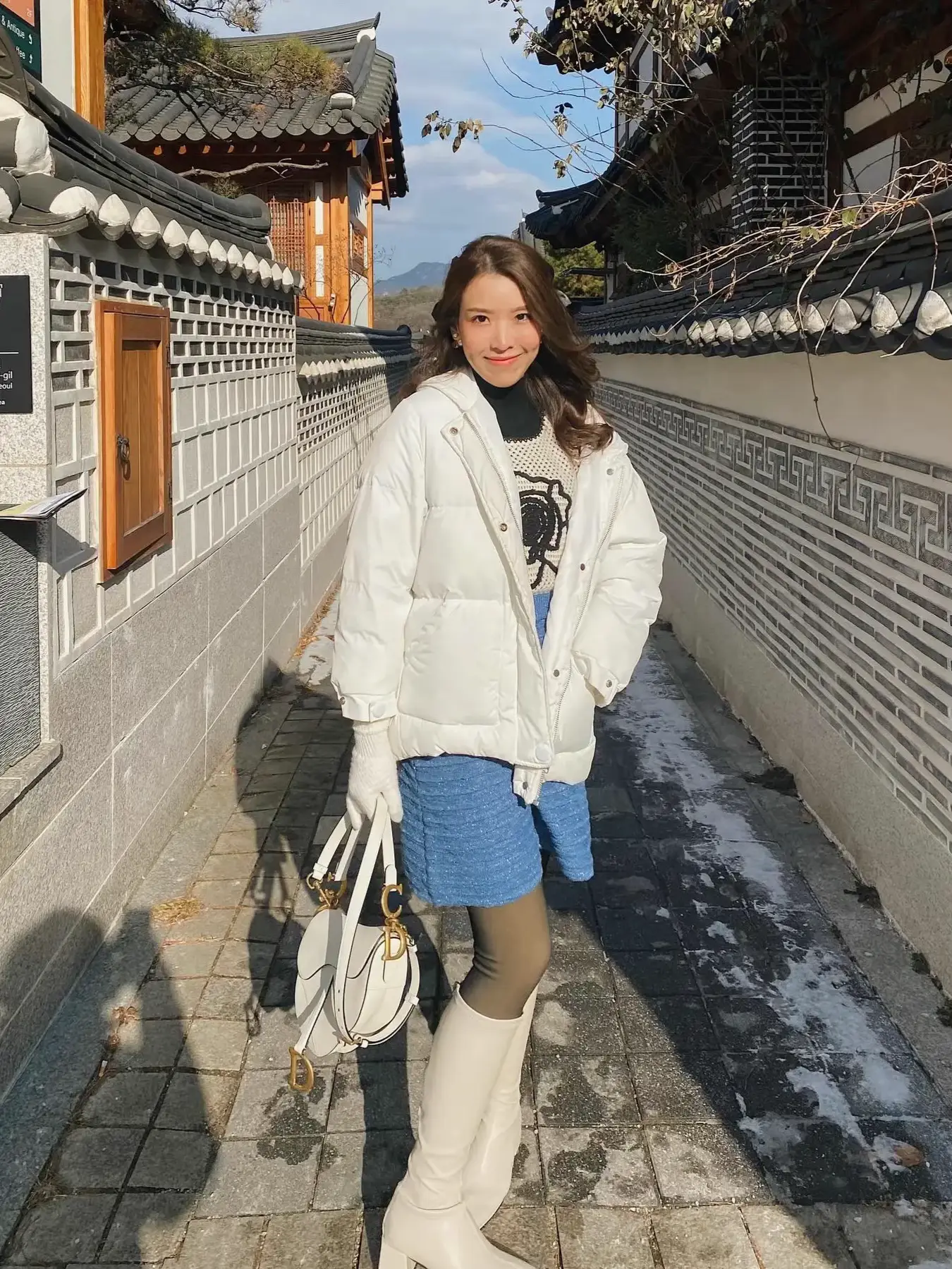 พิกัดชุด OOTD in korea Part I มาแล้วค่า 💙🤍 | แกลเลอรีที่โพสต์โดย ...