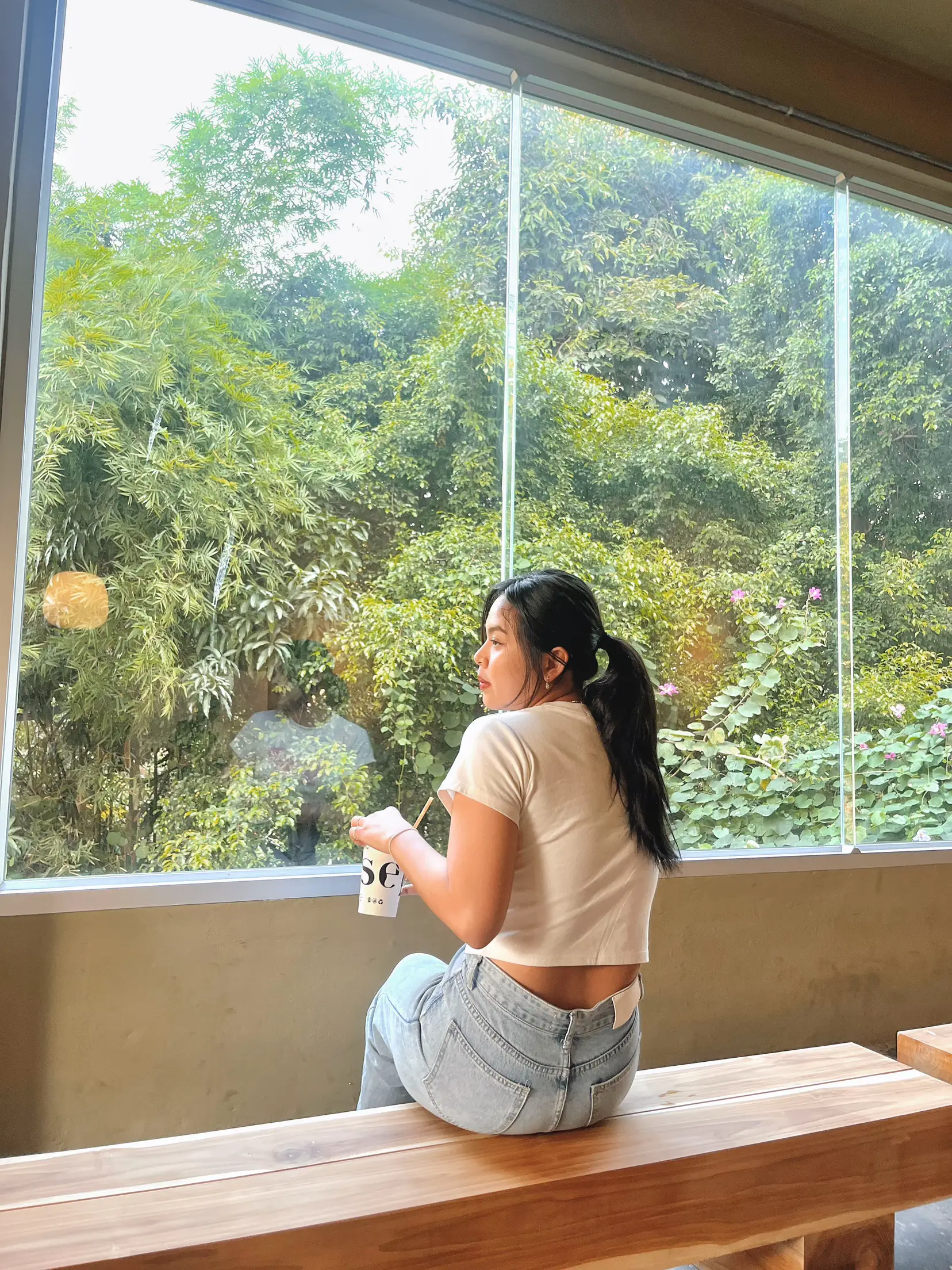 คาเฟ่ Pulse Phra Arthit 🌞 🌩️🍨 | แกลเลอรีที่โพสต์โดย pparea | Lemon8