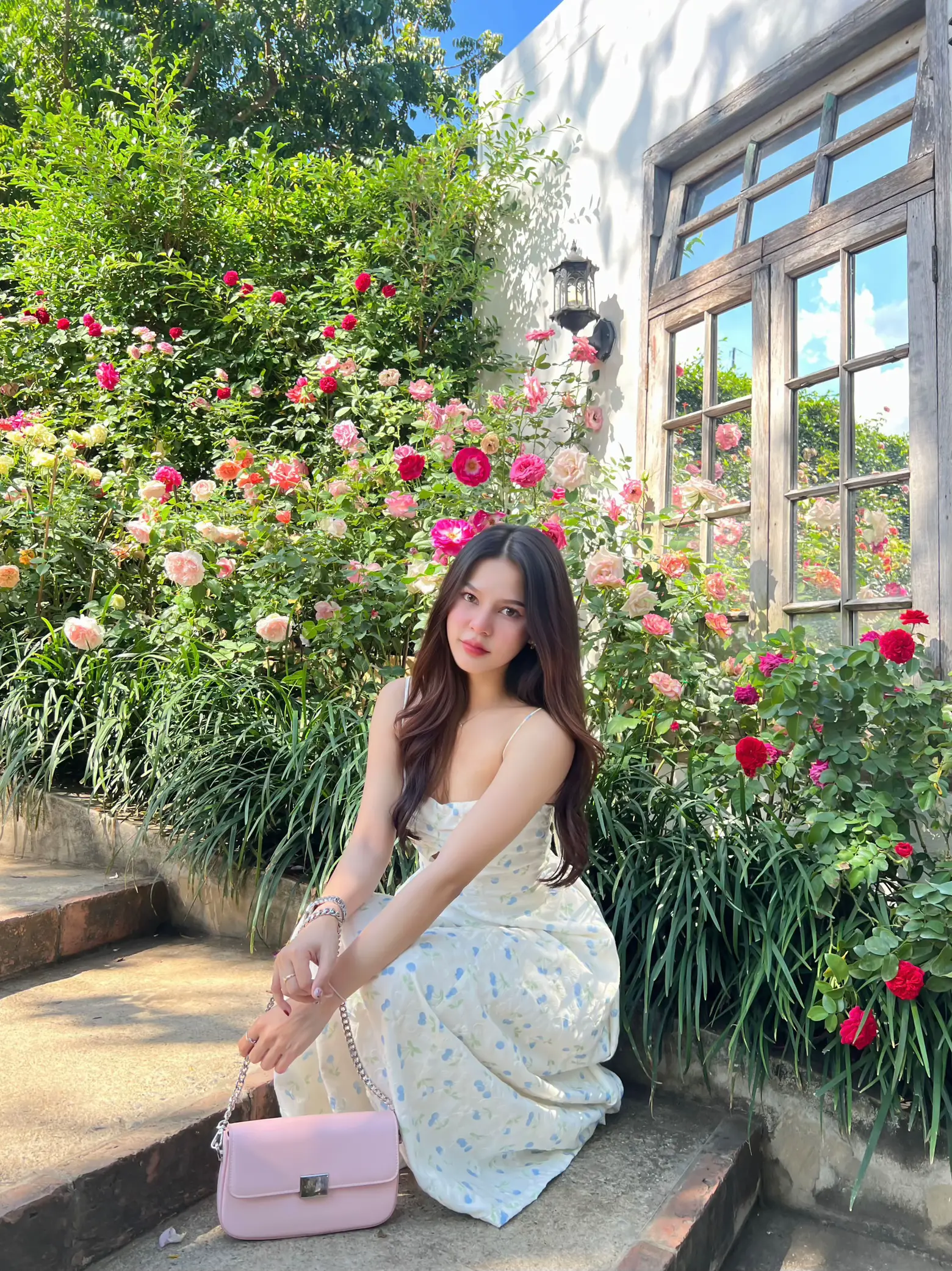 คาเฟ่ดอกไม้เชียงใหม่ 🌷💐 | แกลเลอรีที่โพสต์โดย Iseve.e | Lemon8