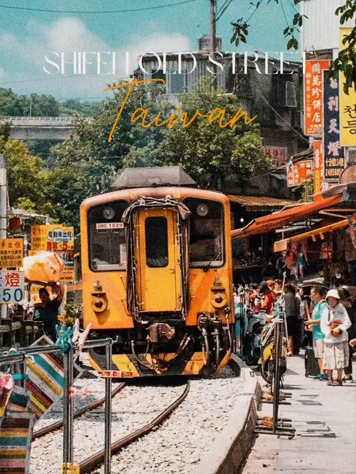 🏮Shifen Old Street🚃🇹🇼 | วิดีโอที่เผยแพร่โดย looktripholiday | Lemon8