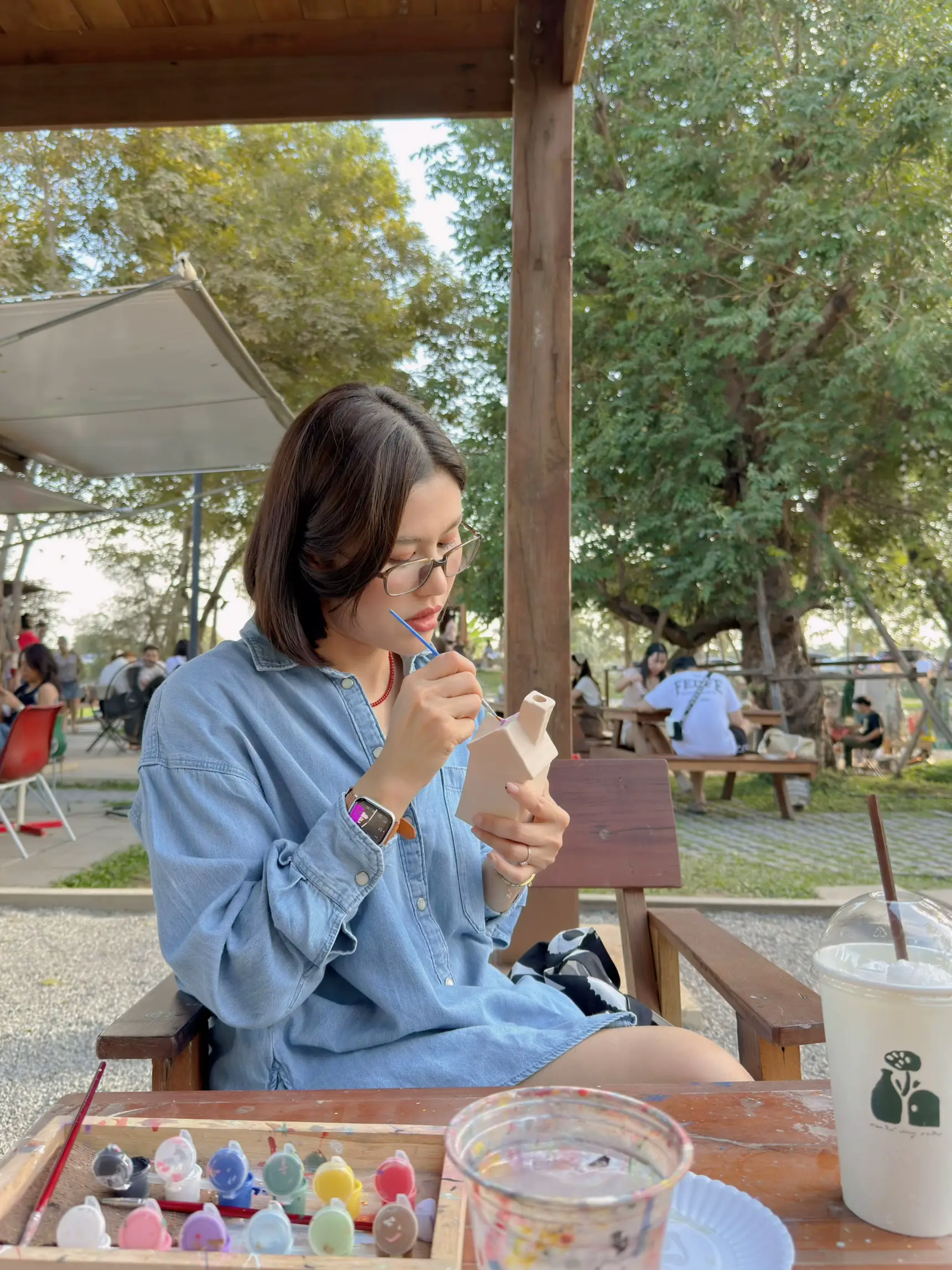 คาเฟ่ฮีลใจ ดอกไม้ประตูแจกัน วิลเลจ🍃🎨 | แกลเลอรีที่โพสต์โดย ...