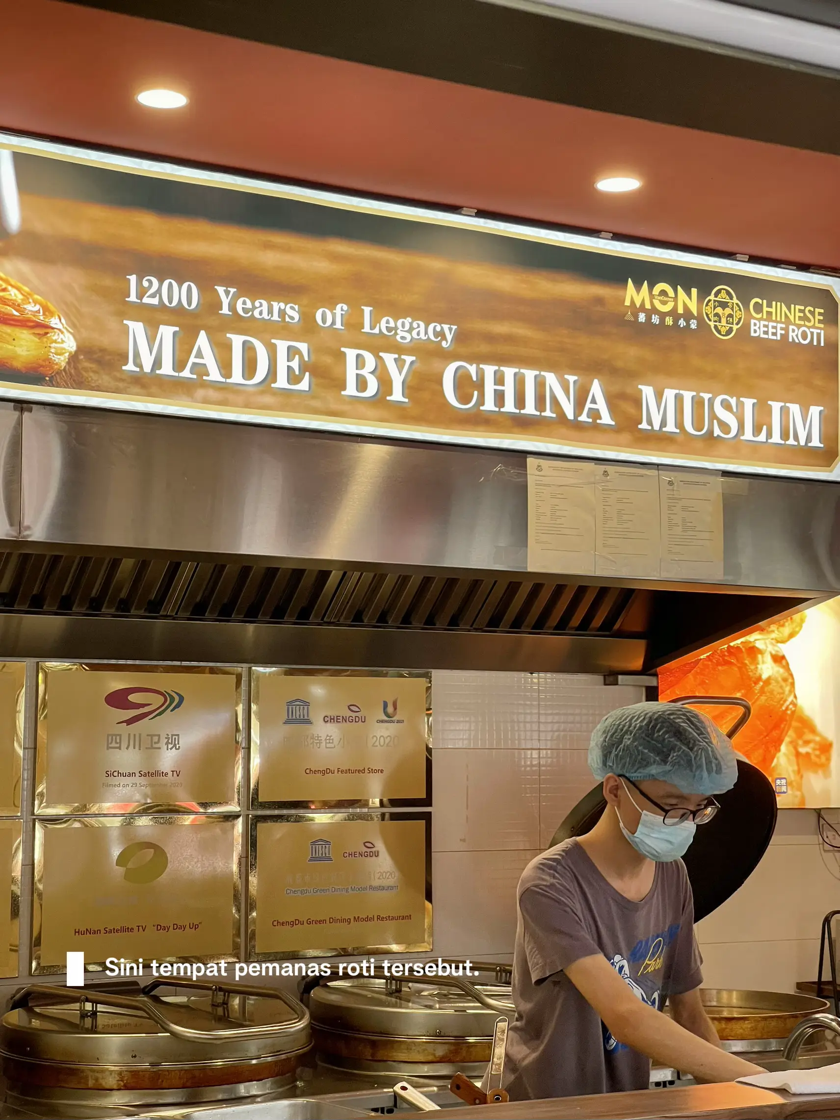 Mon Chinese Muslim Beef Roti Bukit Bintang, KL!🍞 | Galeri disiarkan ...