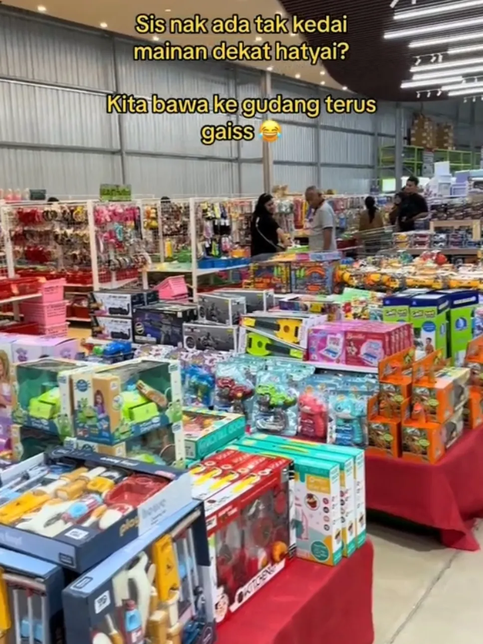 GIFTLAND WAREHOUSE TERBESAR DI HAT YAI | Video diterbitkan oleh NikLieTourGuide | Lemon8