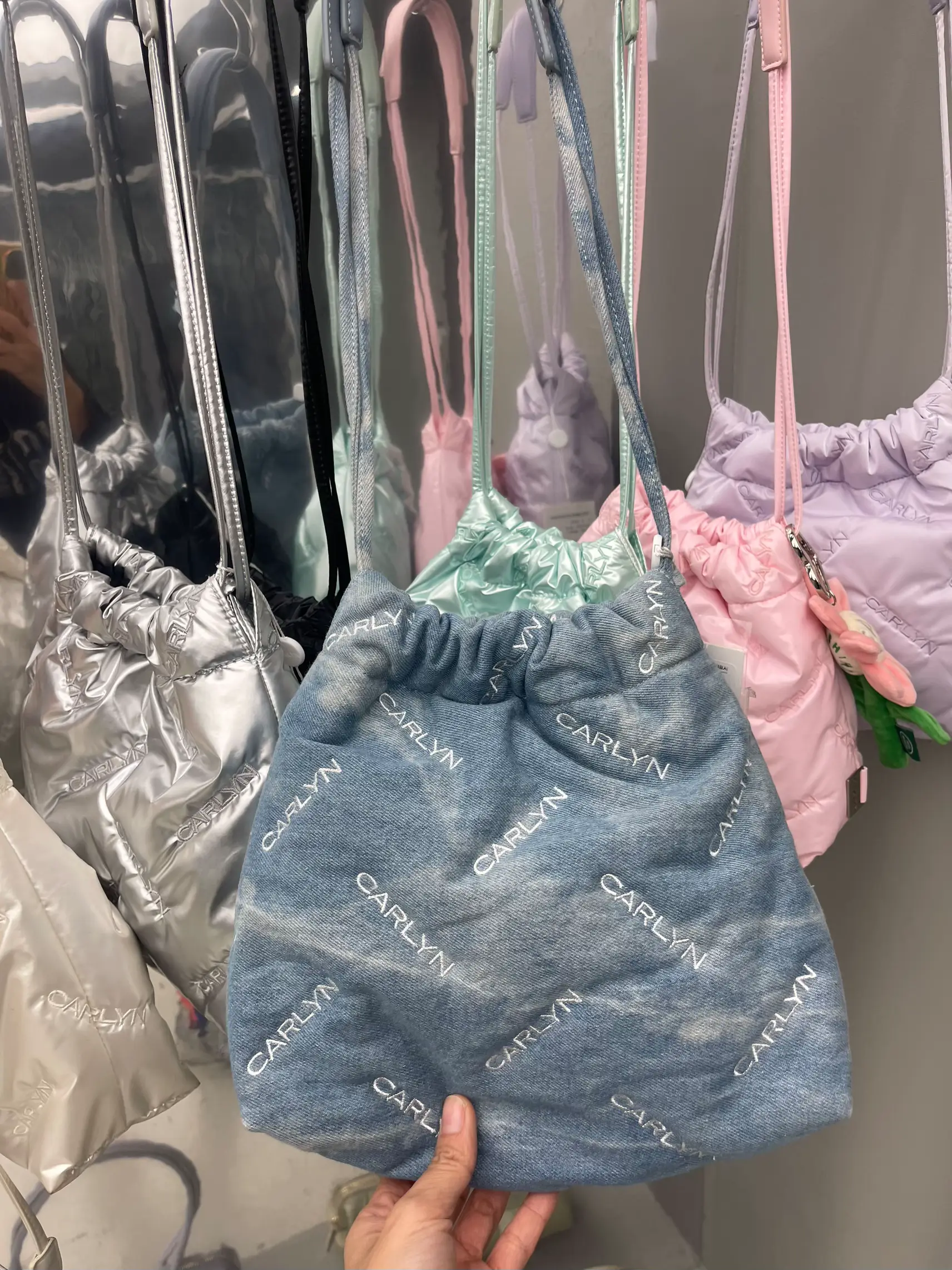 CARLYN BAG ( Twee mini danim ) น่าซื้อไหม? | แกลเลอรีที่โพสต์โดย juuuu ...