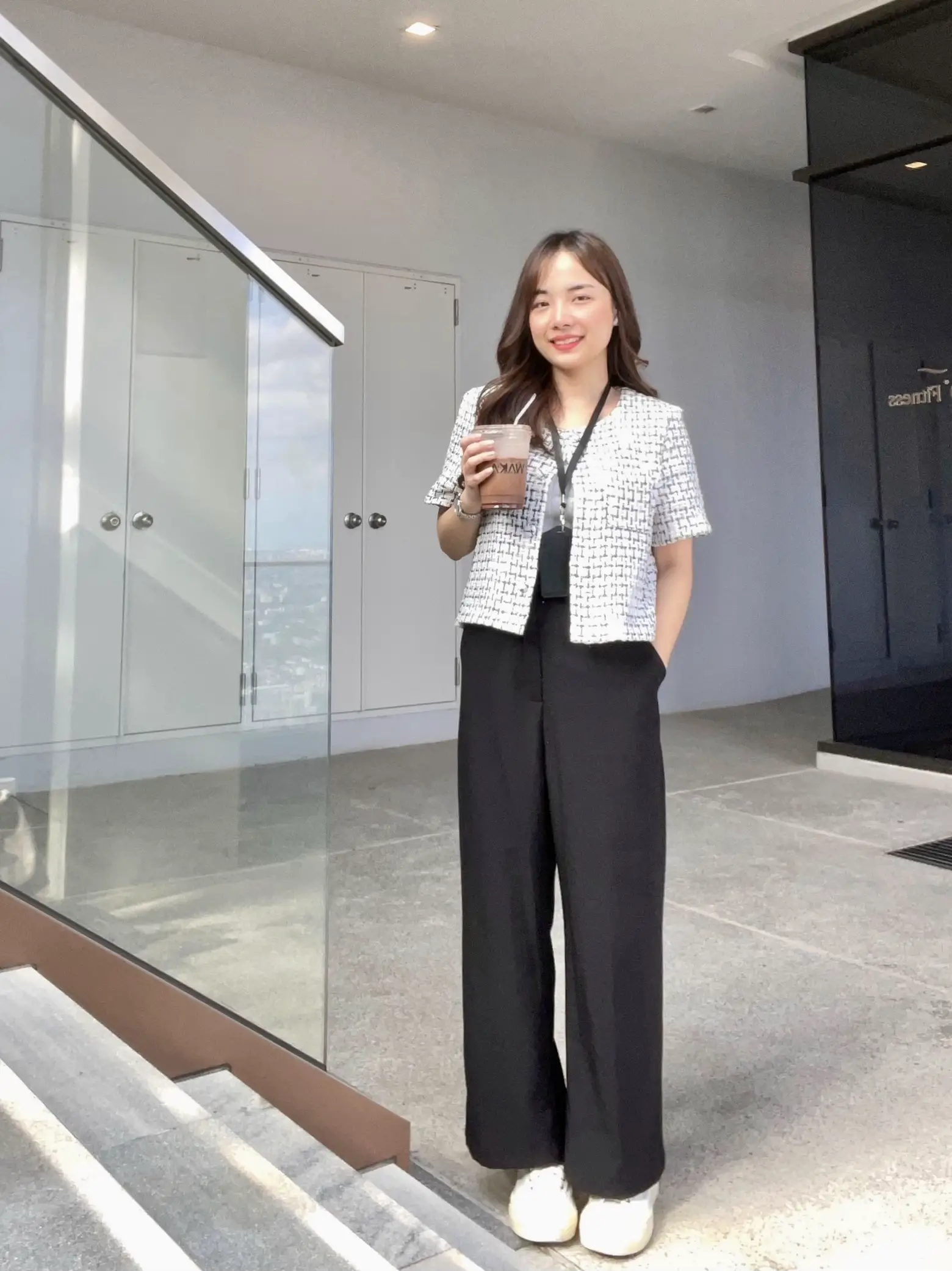 OFFICE OOTD | แกลเลอรีที่โพสต์โดย khaimook | Lemon8