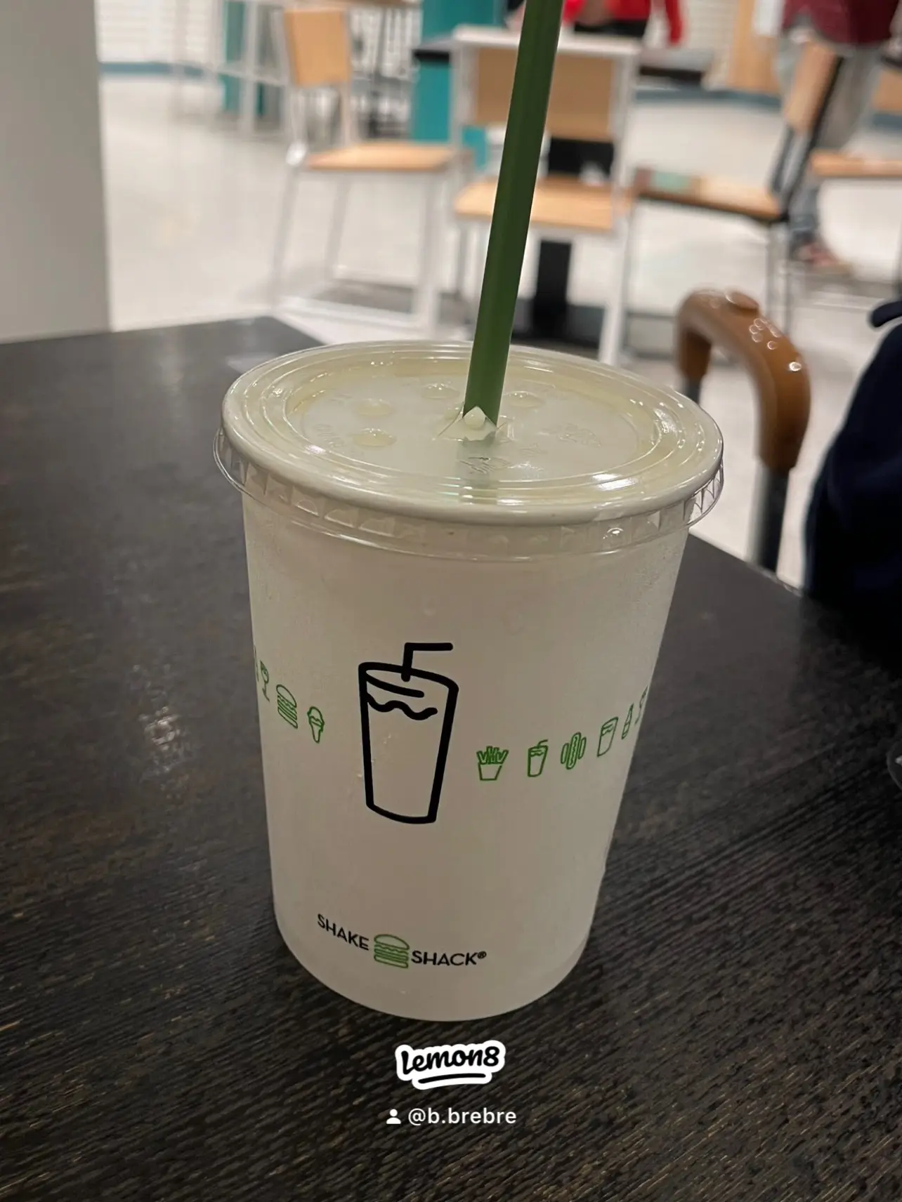 Shake Shack in Hong Kong 🇭🇰 | แกลเลอรีที่โพสต์โดย B. | Lemon8
