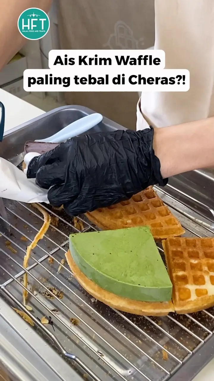 Aiskrim waffle paling tebal di Cheras 😱 | Video diterbitkan oleh ...