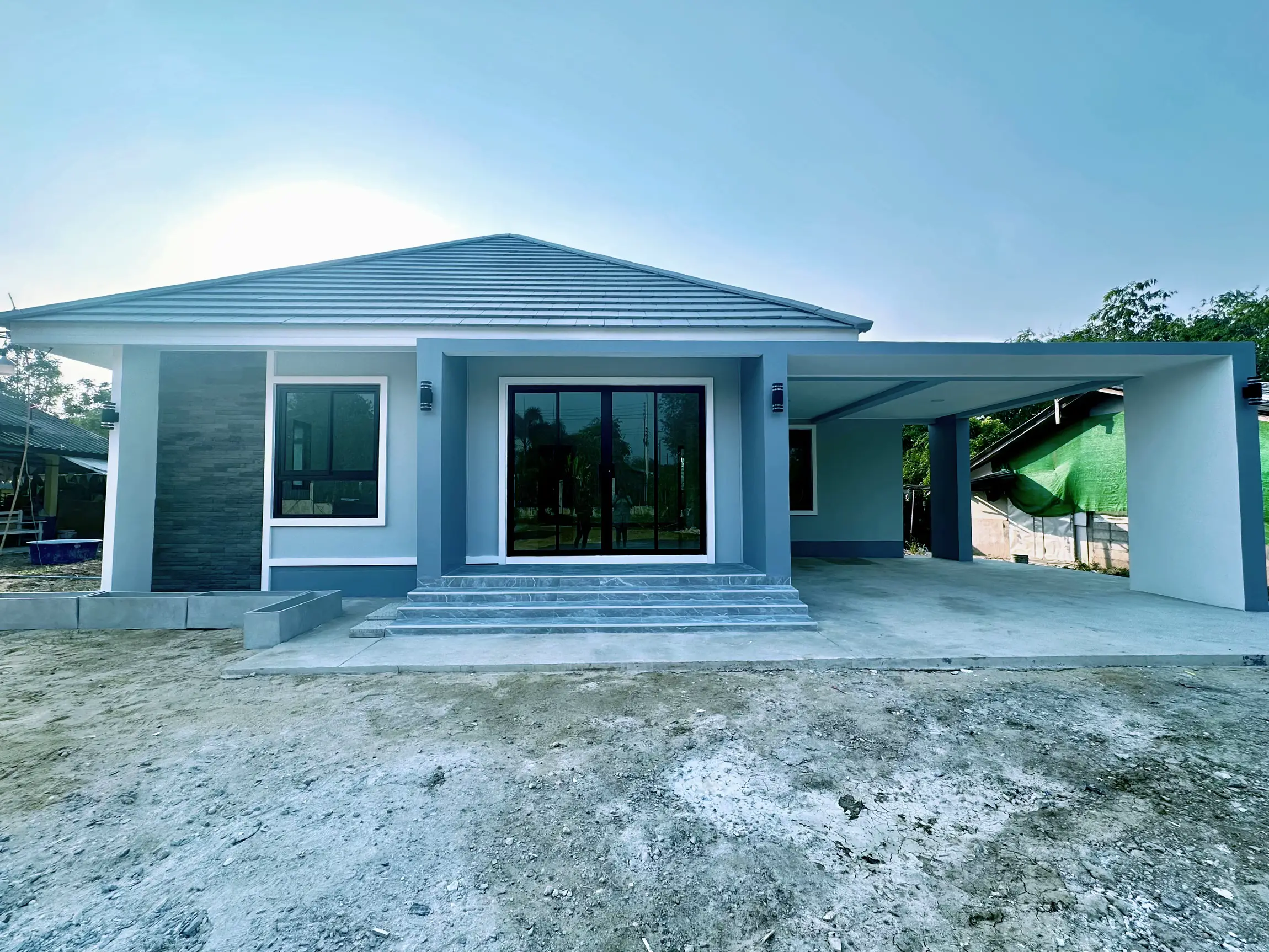 🔸 บ้านชั้นเดียว ทรงปั้นหยา🔸 | แกลเลอรีที่โพสต์โดย Pas Napatsawan | Lemon8