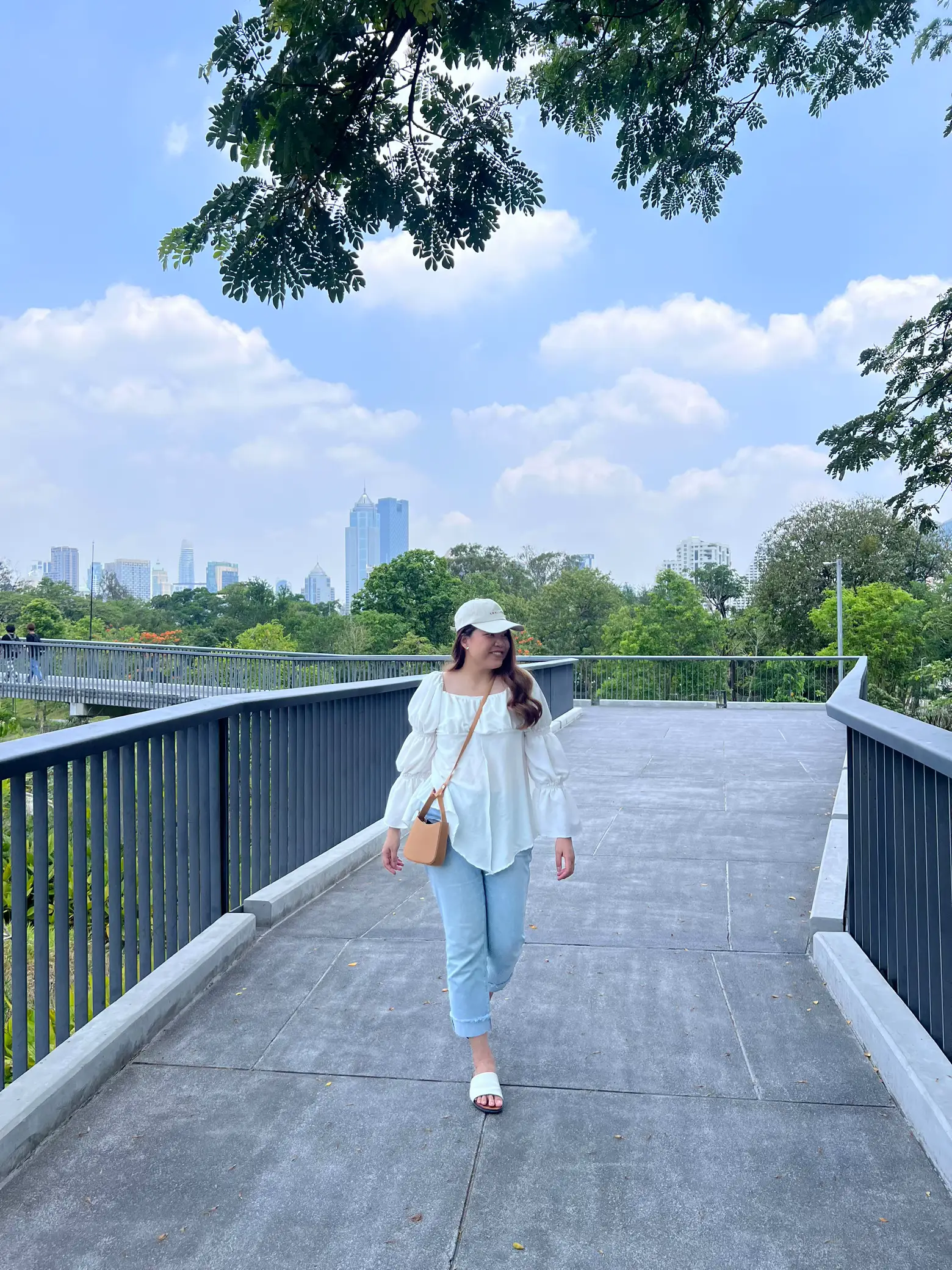 DATING OUTFIT 🫧🌳👫🏻 | แกลเลอรีที่โพสต์โดย ♡paris | Lemon8