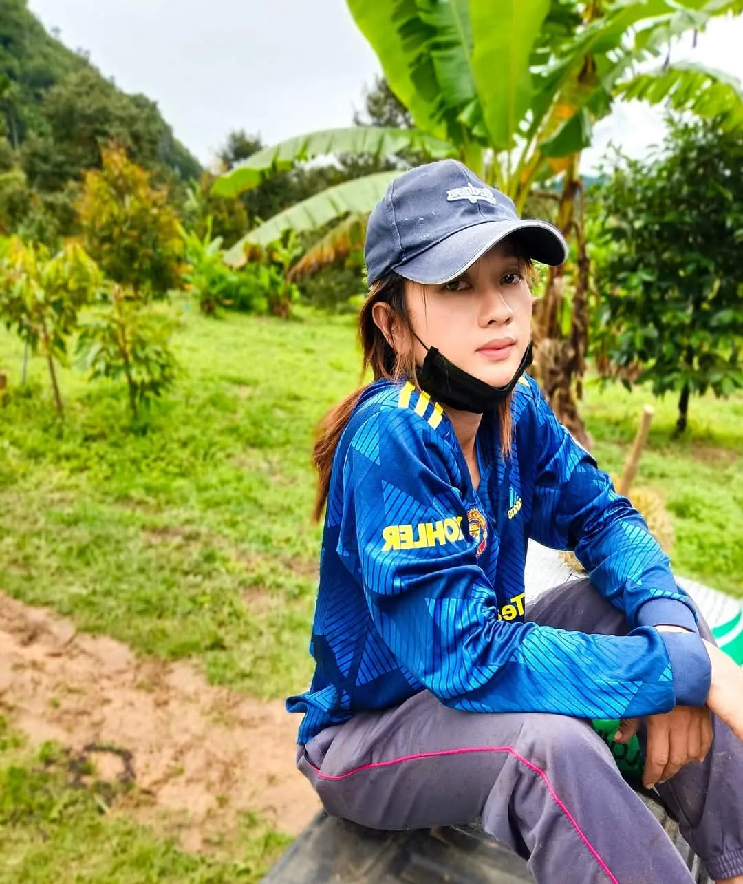 วิถีชาวเสื้อแถมปุ๋ย | แกลเลอรีที่โพสต์โดย Meiw sirima | Lemon8