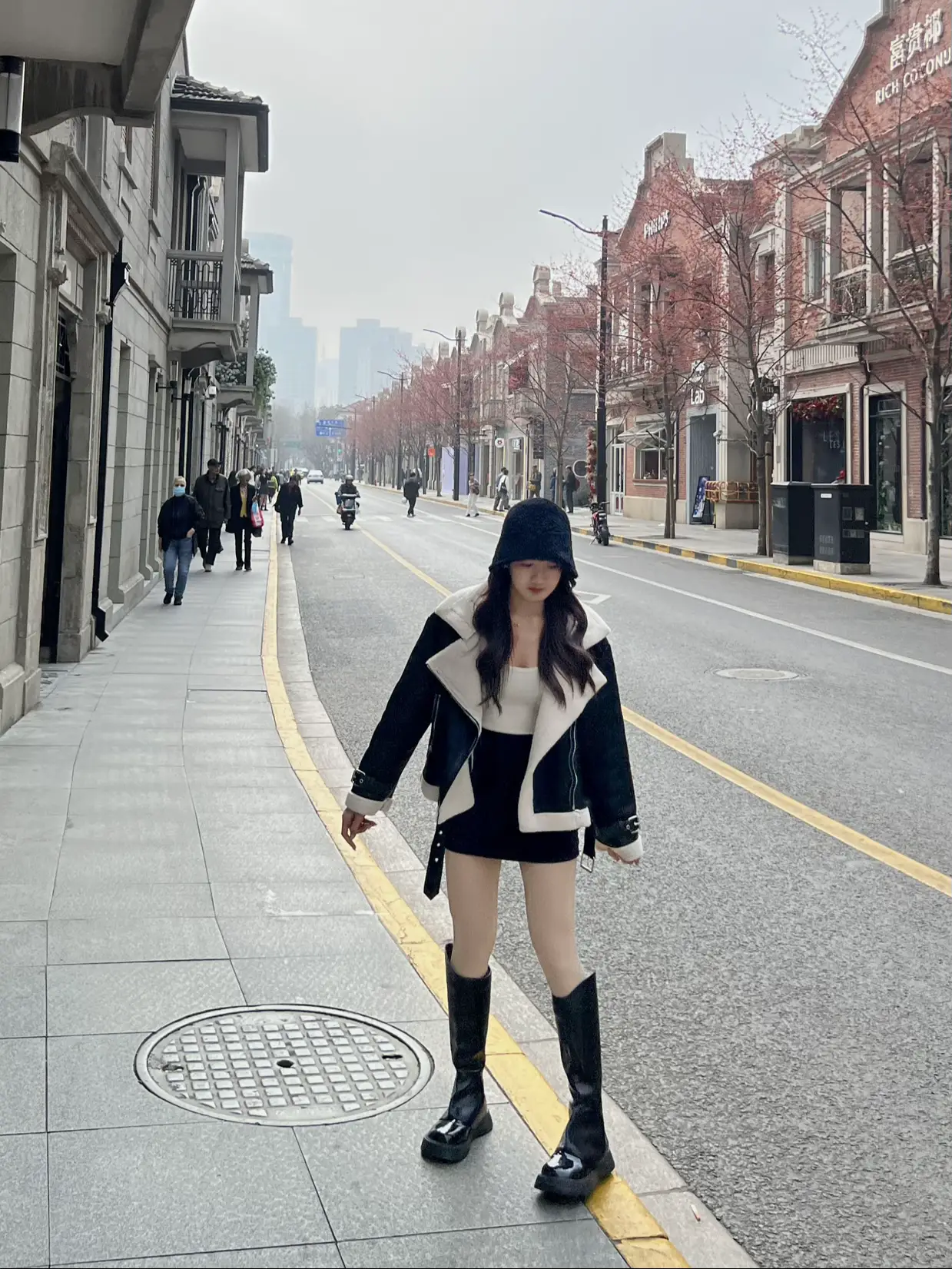 Outfit idea in Shanghai🇨🇳 | แกลเลอรีที่โพสต์โดย ปิ๊งๆ | Lemon8