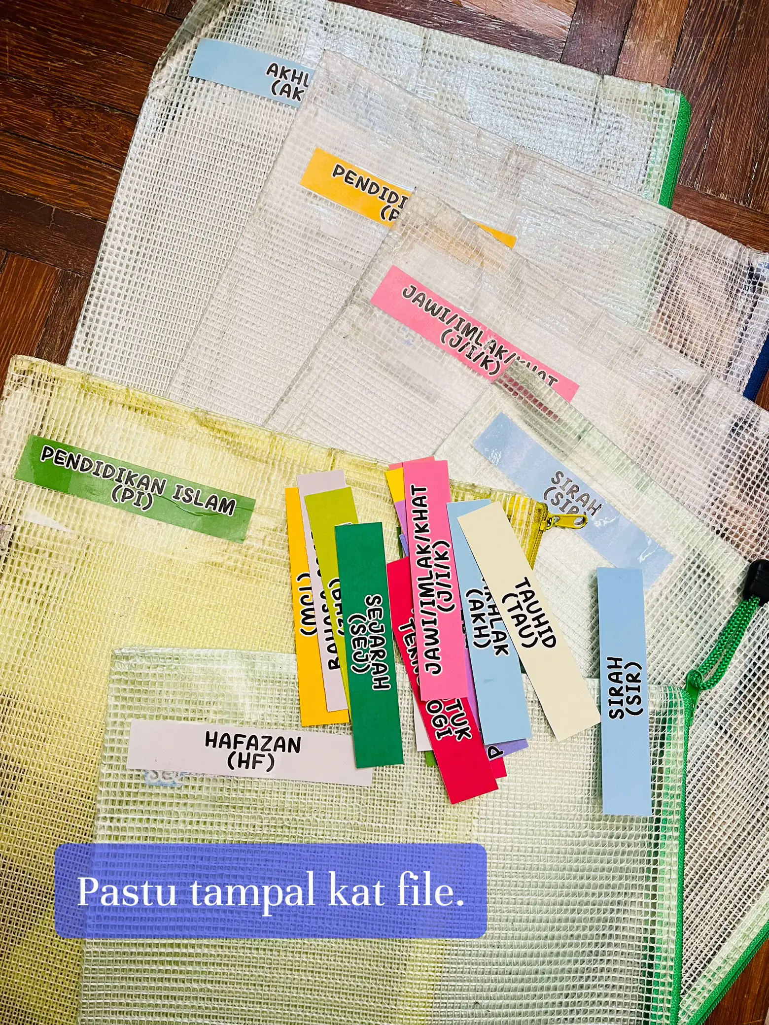 ORGANIZE BUKU SEKOLAH ANAK. LETAK DALAM FILE EASY‼️ | Galeri disiarkan ...