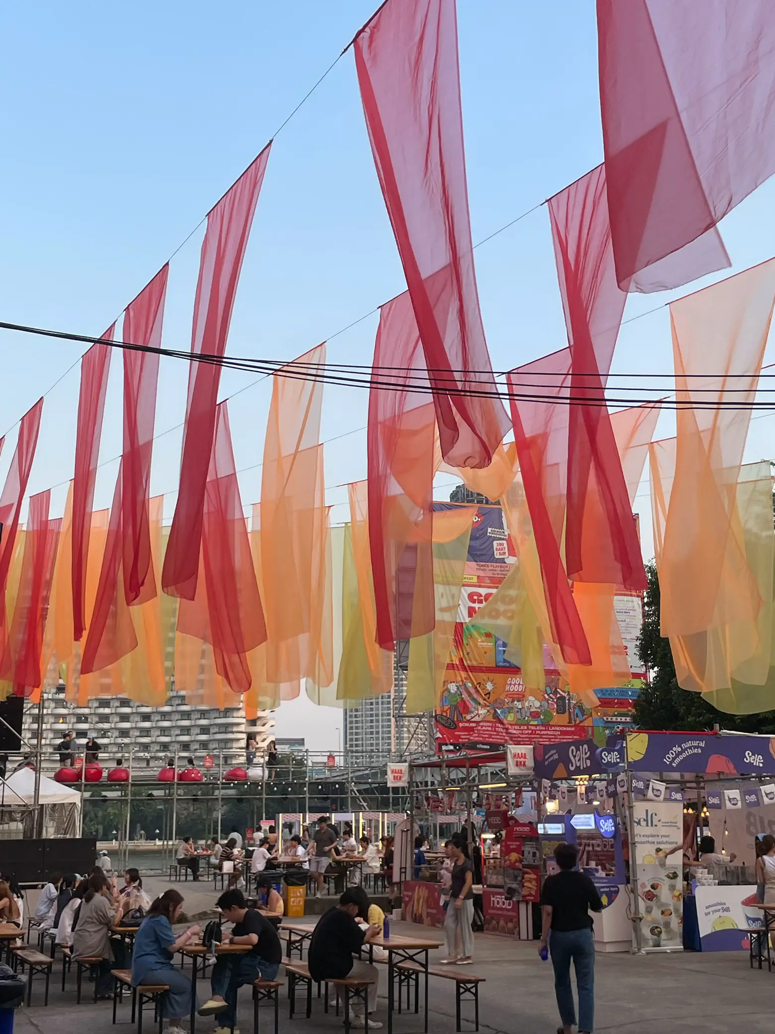 รีวิวงาน GoodHood น่าไปเดินจริงมั้ย? 👀📍 | แกลเลอรีที่โพสต์โดย ...