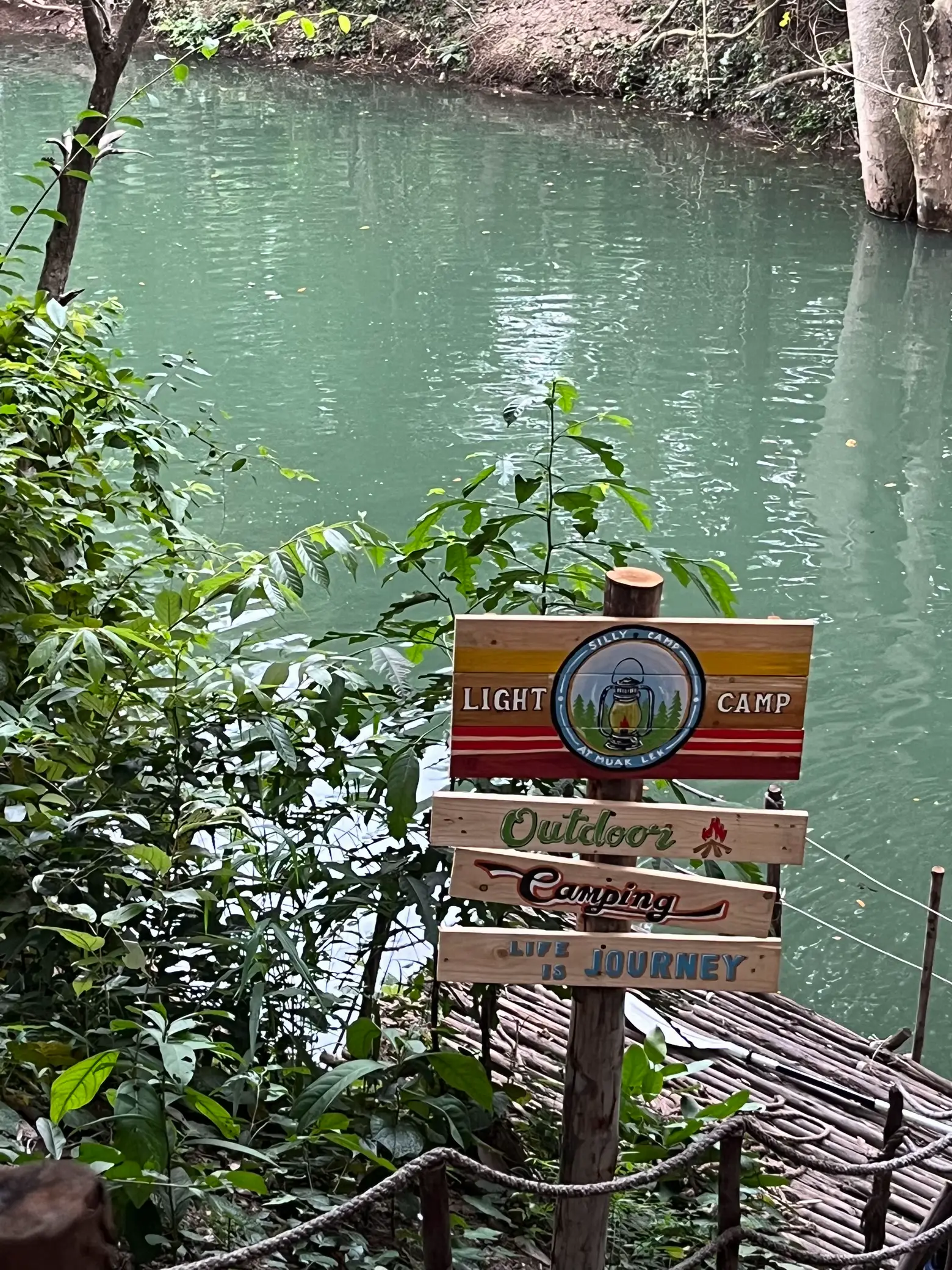 แคมป์ปิ้งคาเฟ่บรรยากาศดี ณ มวกเหล็ก: SILLY CAMP 🏕️ | แกลเลอรีที่โพสต์โดย ༘⋆ ꙳ mello ̎ | Lemon8