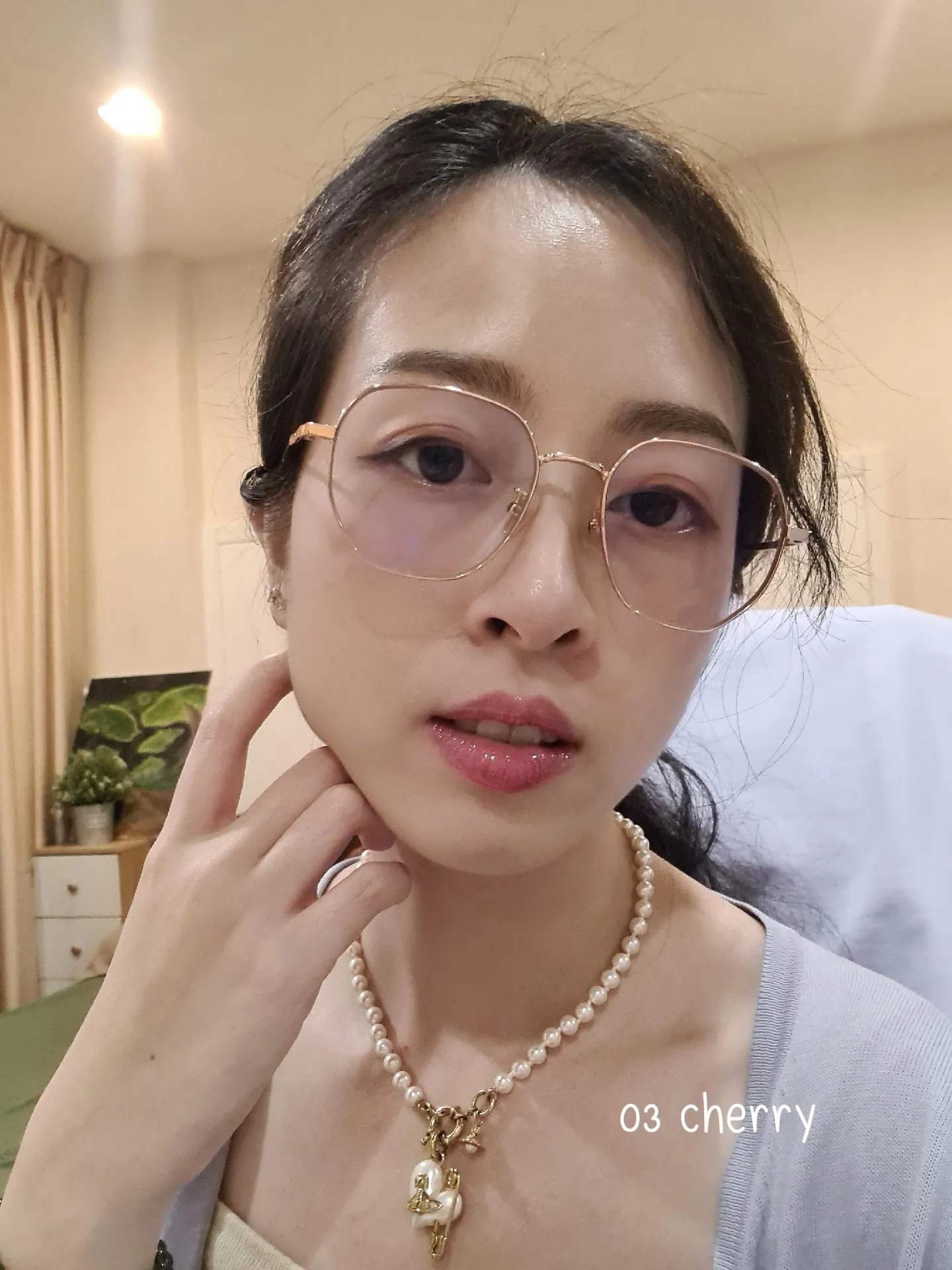 ลิปออยล์ที่ดีที่สุดในปี2023!! CLARINS | แกลเลอรีที่โพสต์โดย NAMU MEIKU | Lemon8