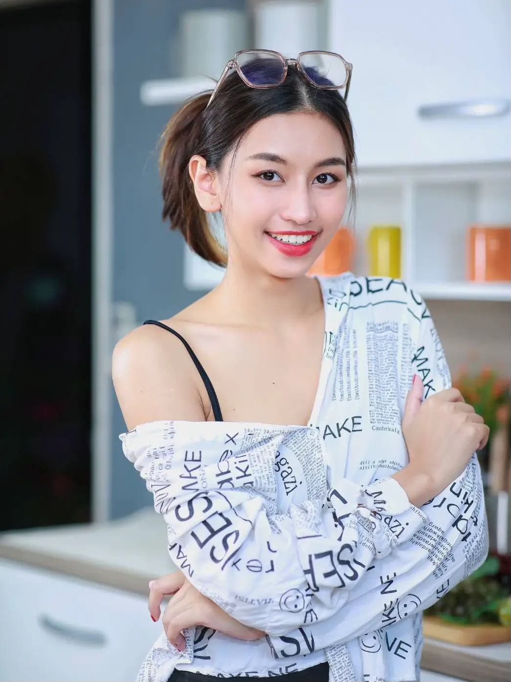 ไอเดียท่าโพสต์ถ่ายรูป 🍋 | แกลเลอรีที่โพสต์โดย Kanokwan N. | Lemon8