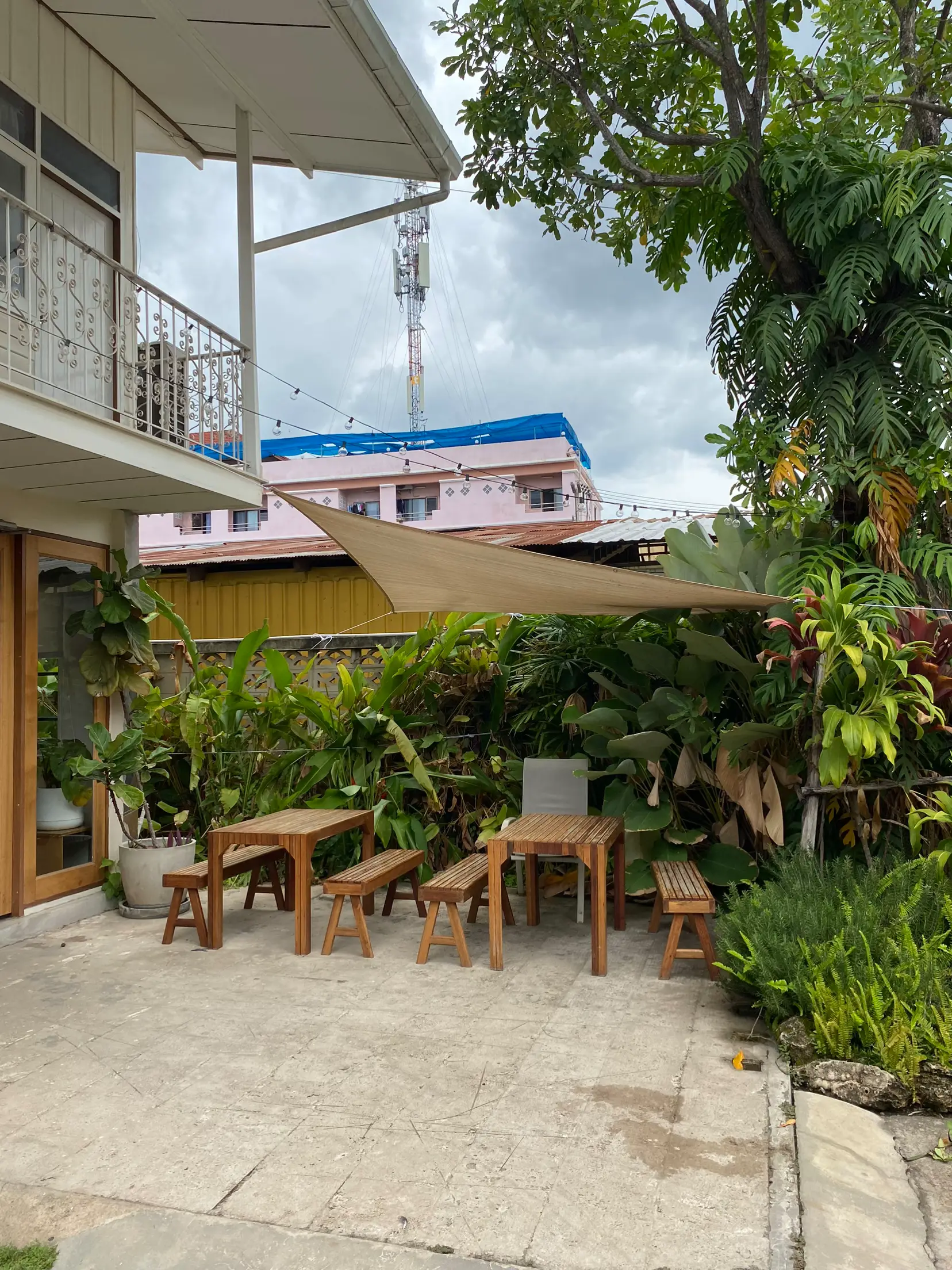 The Peace Coffee Roaster | แกลเลอรีที่โพสต์โดย Maramew. | Lemon8