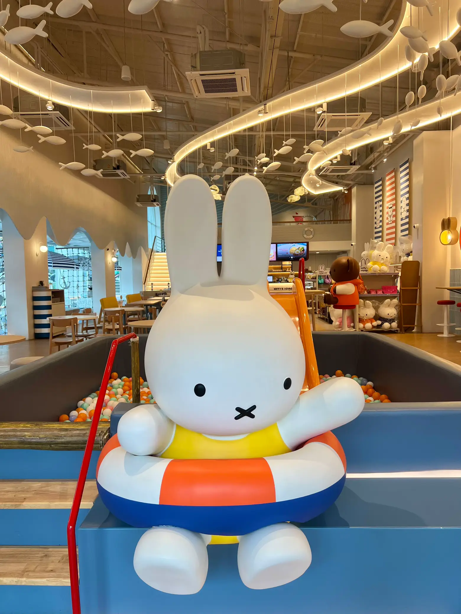 🐰 Miffy’s Voyage Cafe Pattaya | คาเฟ่มิฟฟี่ พัทยา | แกลเลอรีที่โพสต์โดย ...