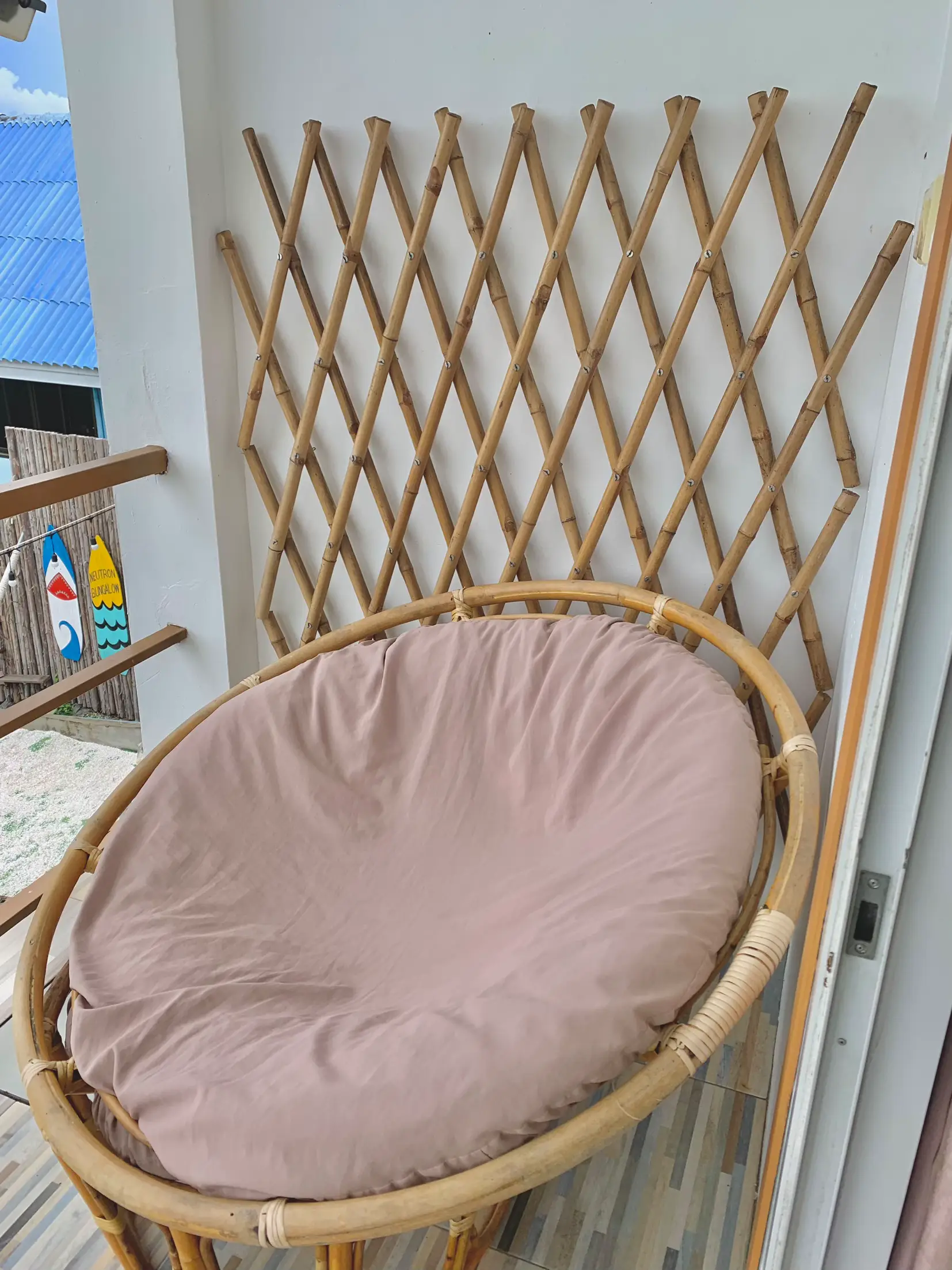 ที่พักเกาะสีชัง🏝️ | แกลเลอรีที่โพสต์โดย Thanaporn Kamja | Lemon8