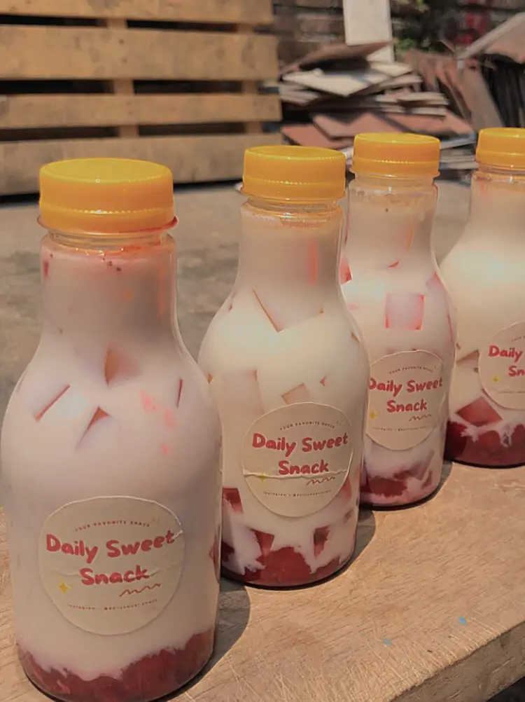 Strawberry Cheese Milk 🍓 | Galeri diposting oleh Rina Solicha | Lemon8
