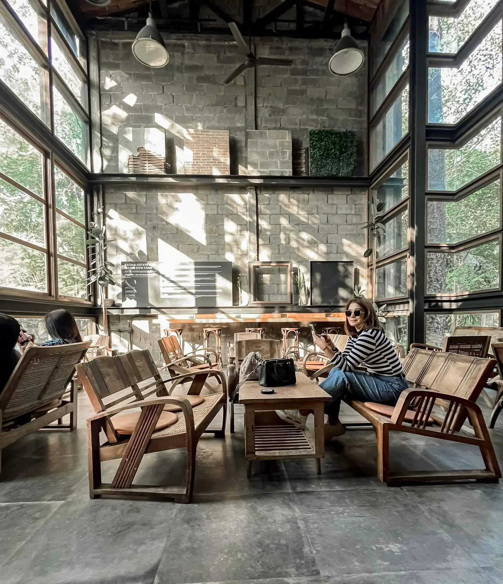 📍ปักหมุดเชียงใหม่ เก๊าไม้ลานนา | แกลเลอรีที่โพสต์โดย Bora | Lemon8