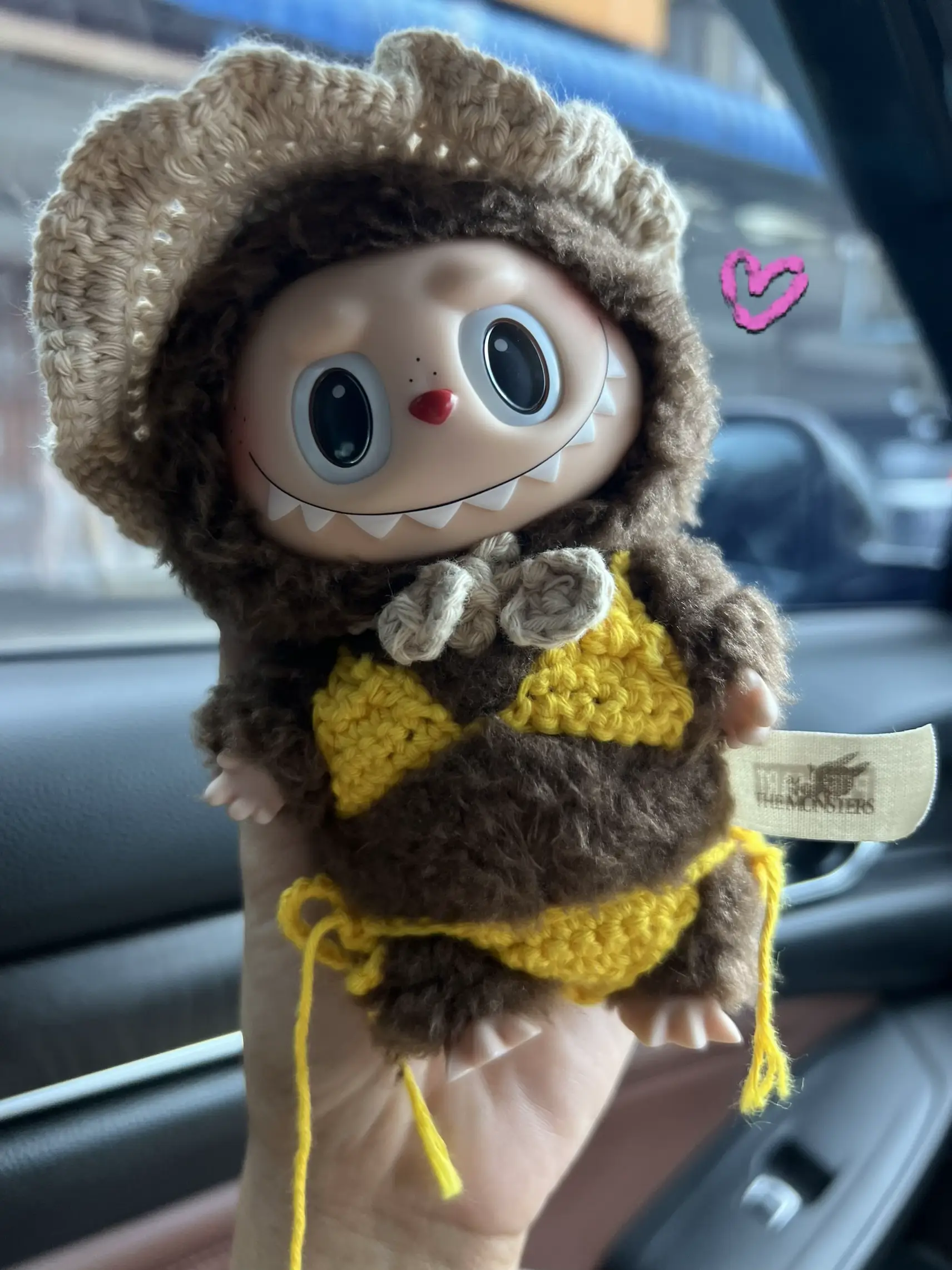 Labubu เมื่อฉันจุ่มได้ตัว Secret🤎 | แกลเลอรีที่โพสต์โดย อยากลาออก🍁 | Lemon8