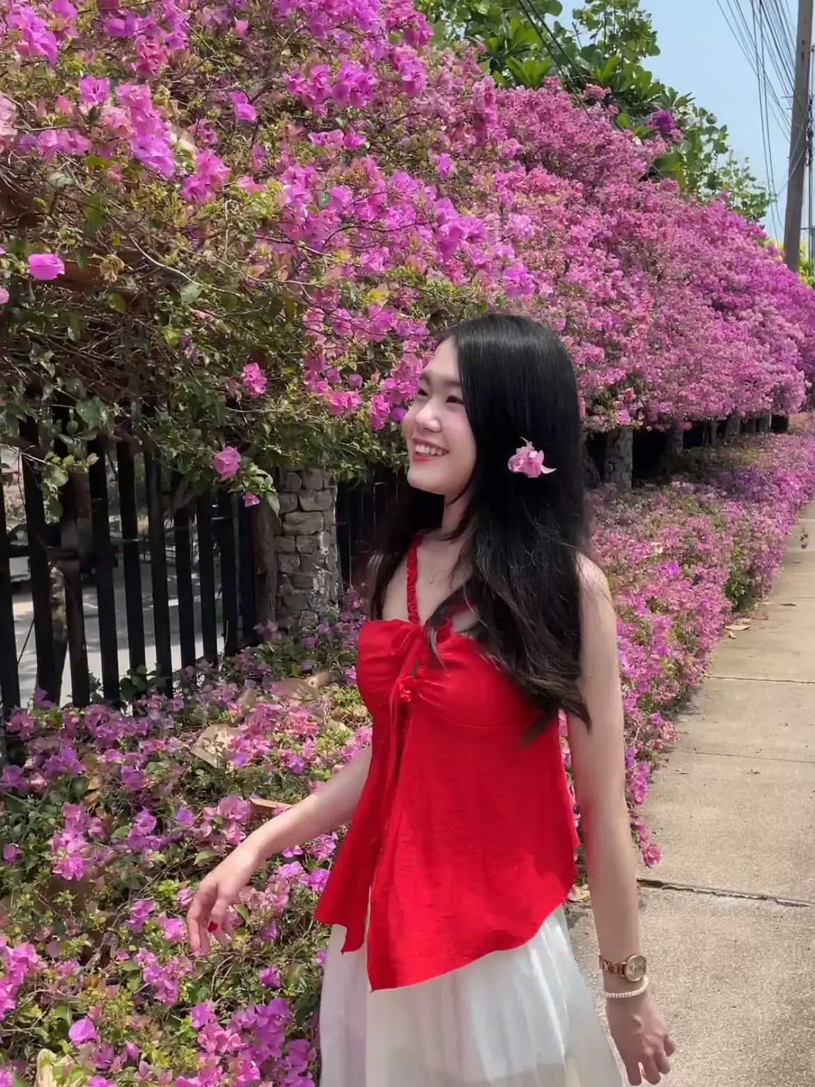 แชร์พิกัด มุมถ่ายรูปสวยๆปังๆ ที่พัทยา 🌸🌸🌸 | แกลเลอรีที่โพสต์โดย Ailada | Lemon8